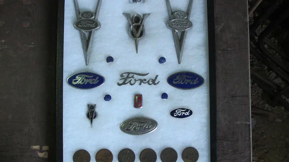 Ford Badges and Emblems | The Lee Roy Hartung Collection | RM Sotheby's