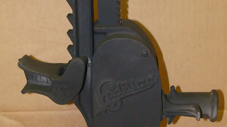 Original 1921 Cadillac Hand Jack | Auburn Spring 2014 | RM Sotheby's
