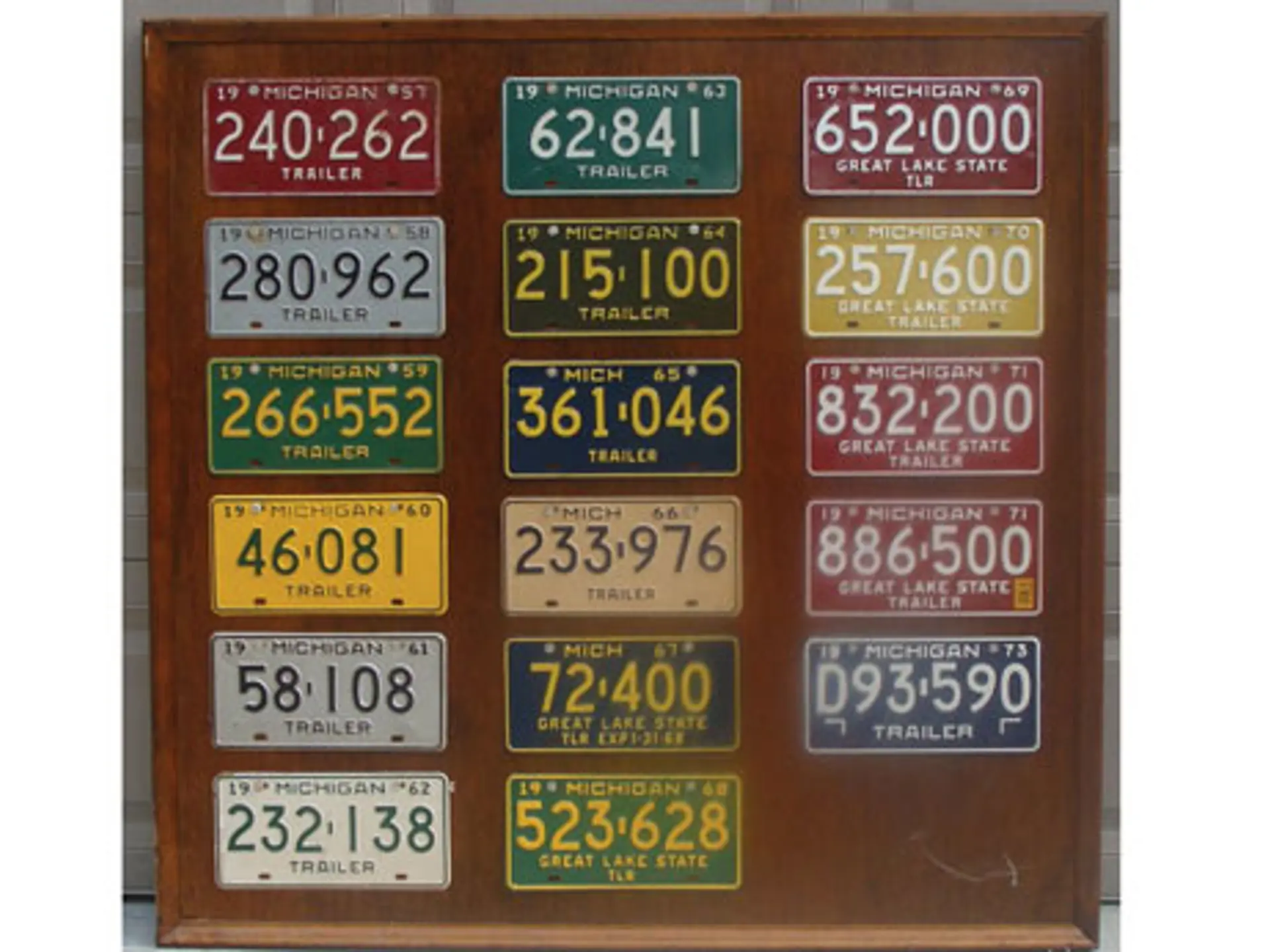 Original Assortment of License Plates Dated from 50's to Early 70's (5 ...