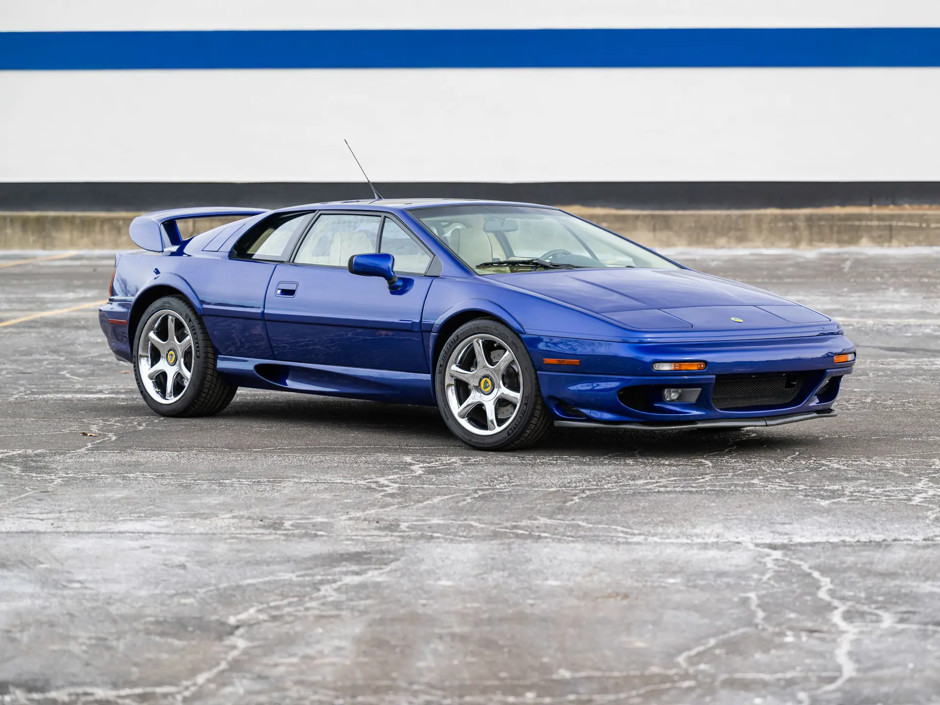 2000 Lotus Esprit V8 | Miami 2025 | RM Sotheby's