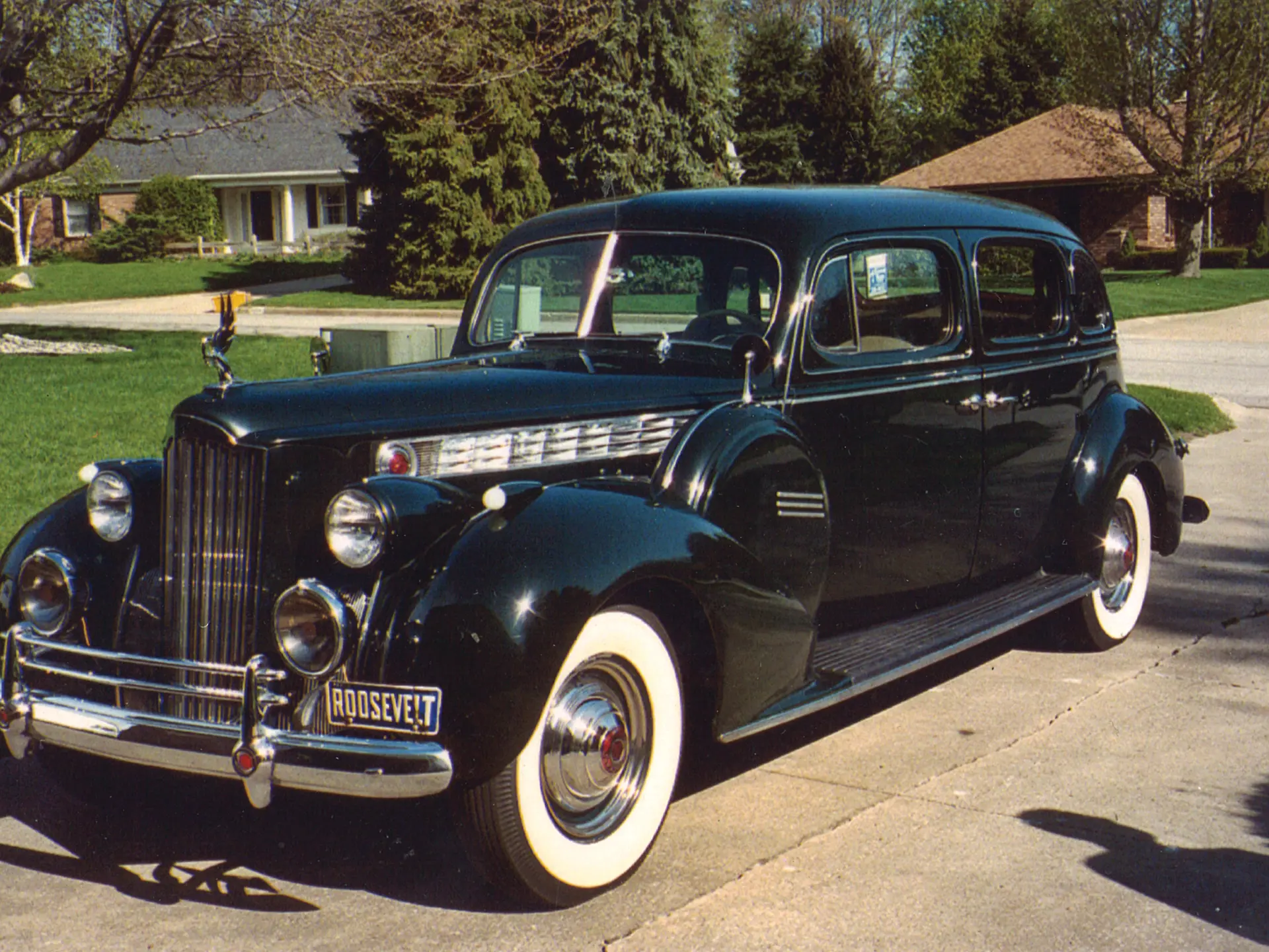 1940 Packard Custom Super Eight One-Eighty Touring Sedan | Auburn Fall ...