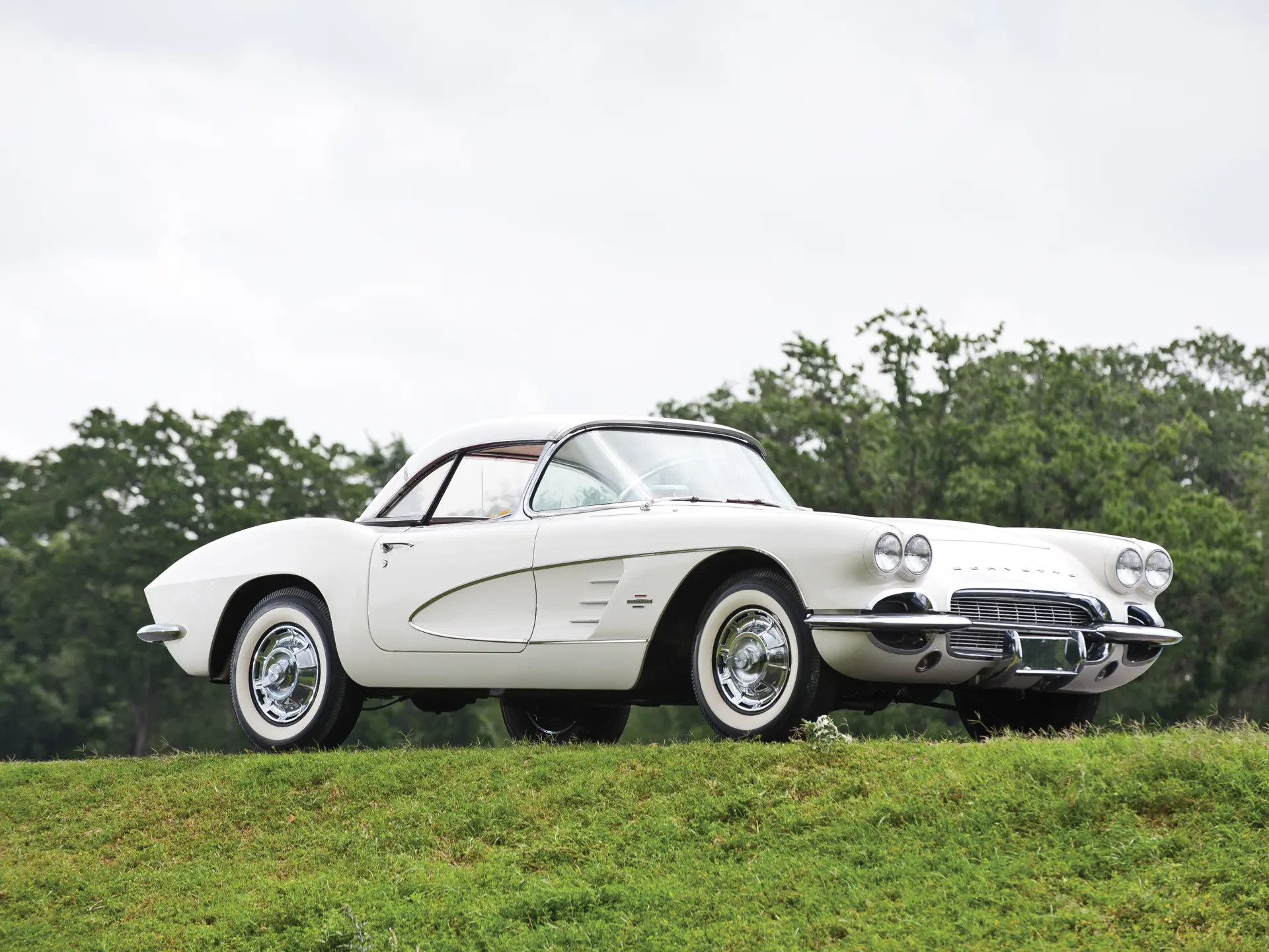 1961 Chevrolet Corvette | The Charlie Thomas Collection | RM Sotheby's