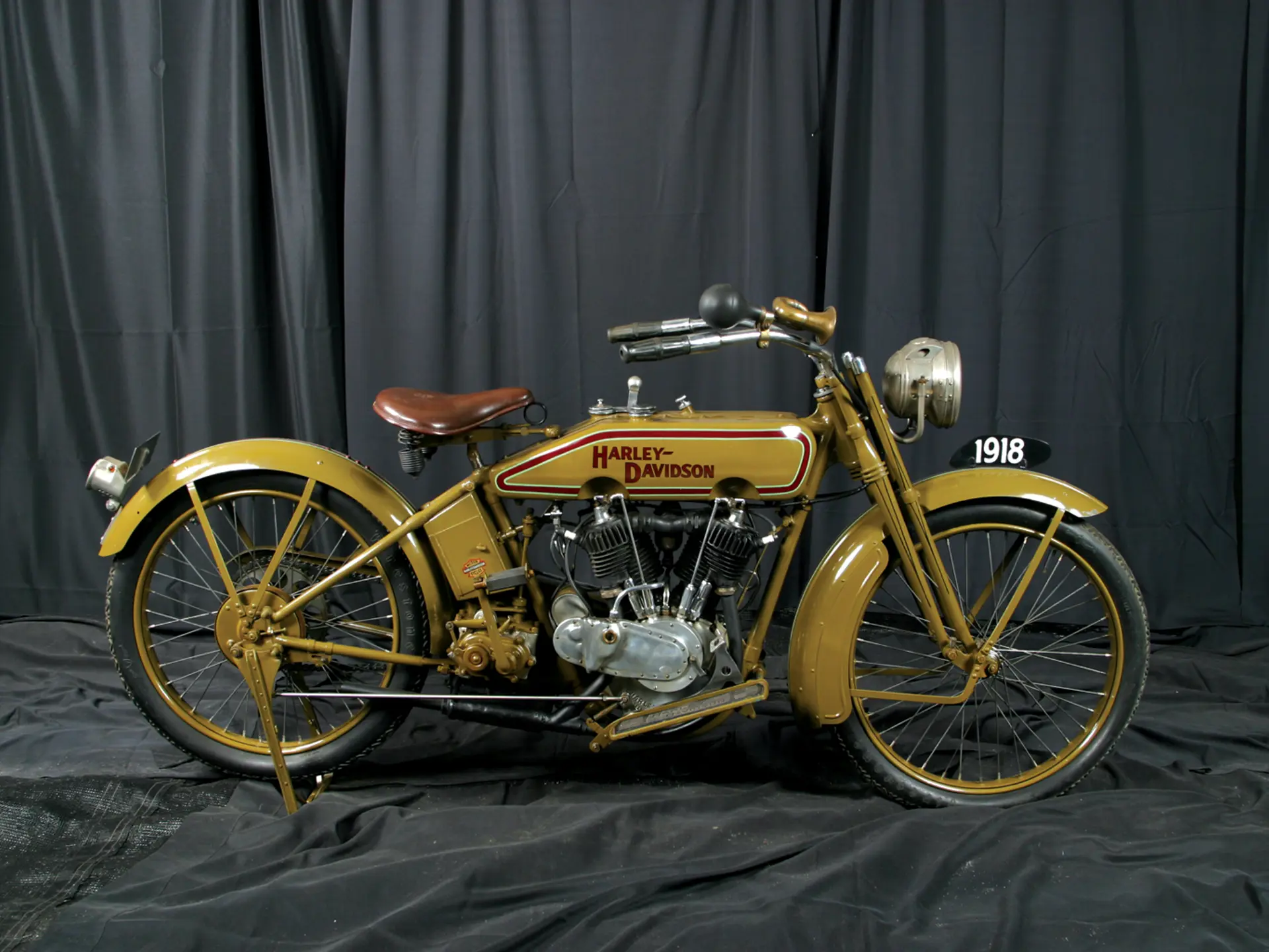 1918 Harley-Davidson L18T Motorcycle | JEM Museum Collection | RM Sotheby's