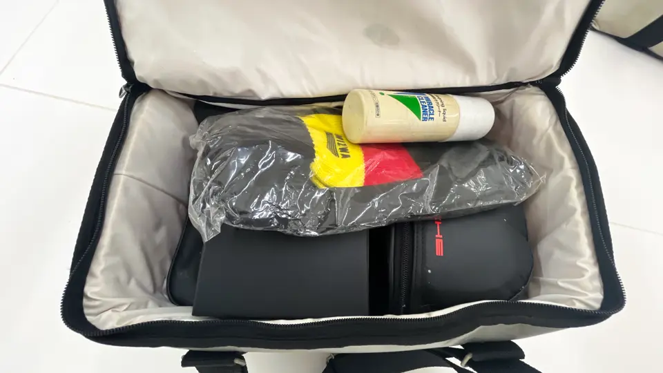 Porsche Detail Kits | The White Collection | Online | RM Sotheby's