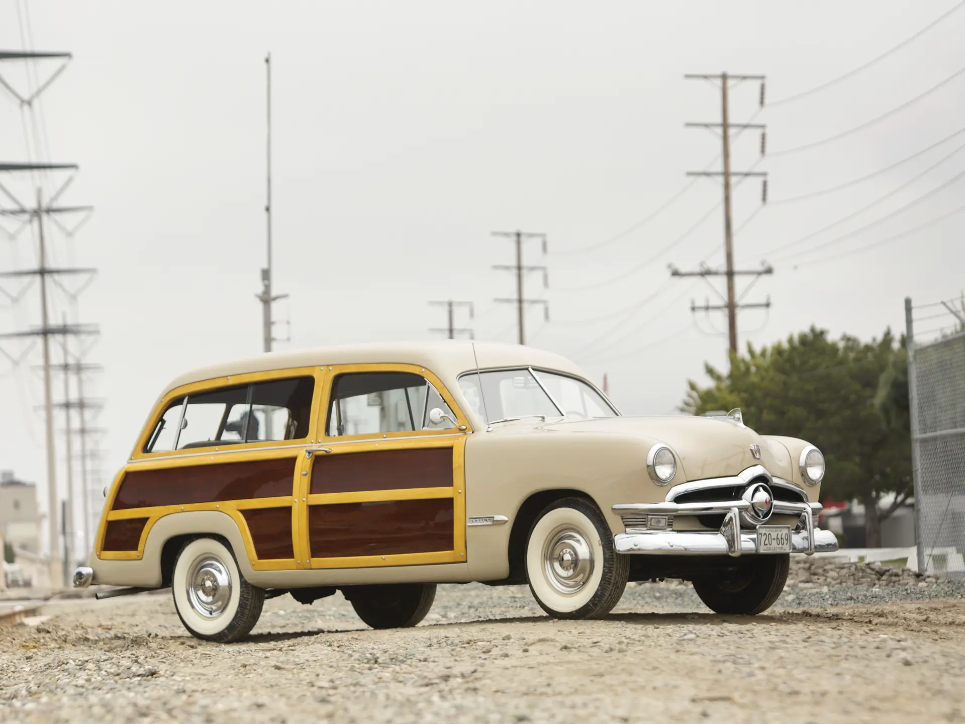 1950 Ford Custom DeLuxe Station Wagon | Monterey 2013 | RM Sotheby's
