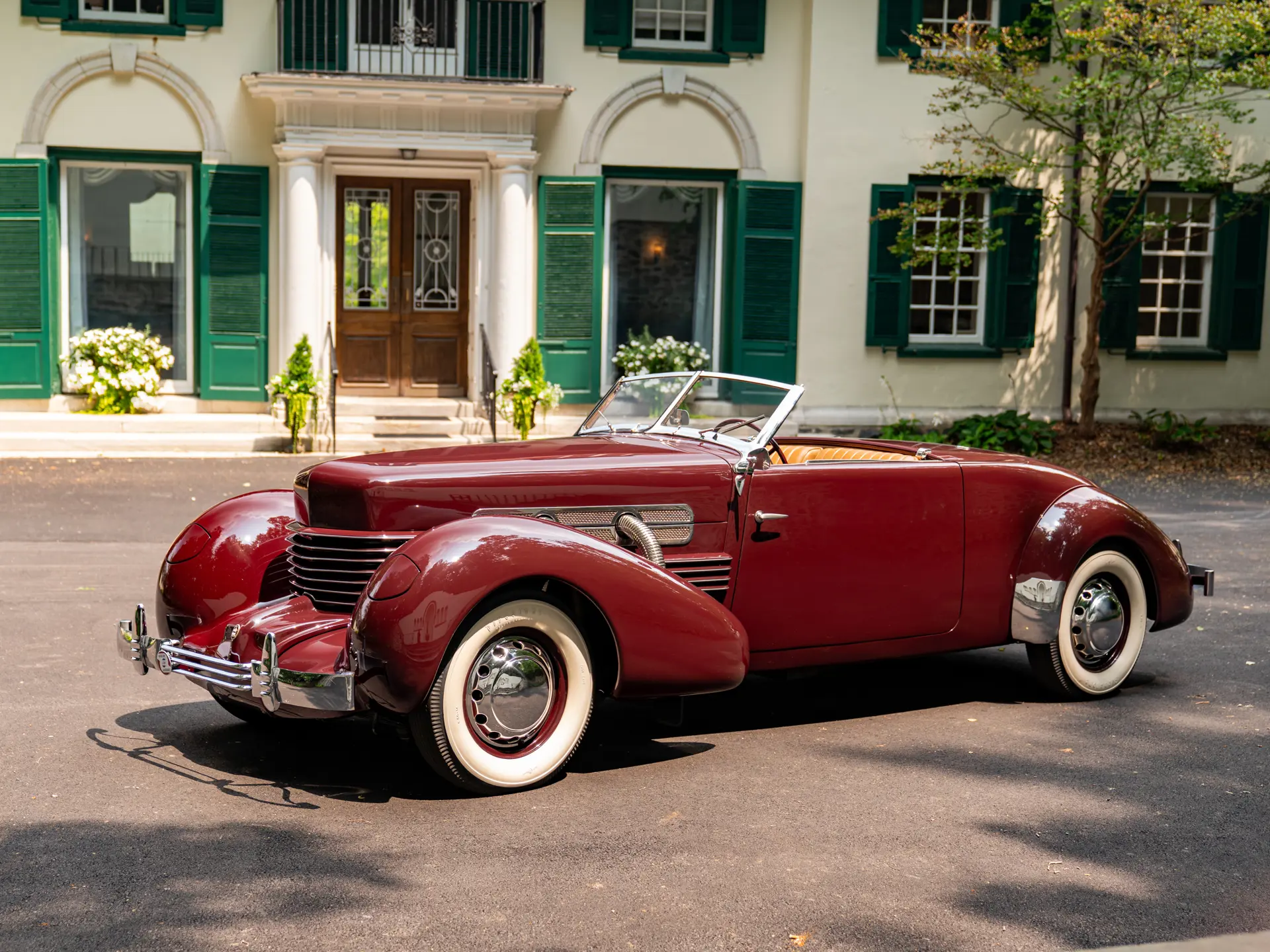 1937 Cord 812 Supercharged Cabriolet | Hershey 2025 | RM Sotheby's