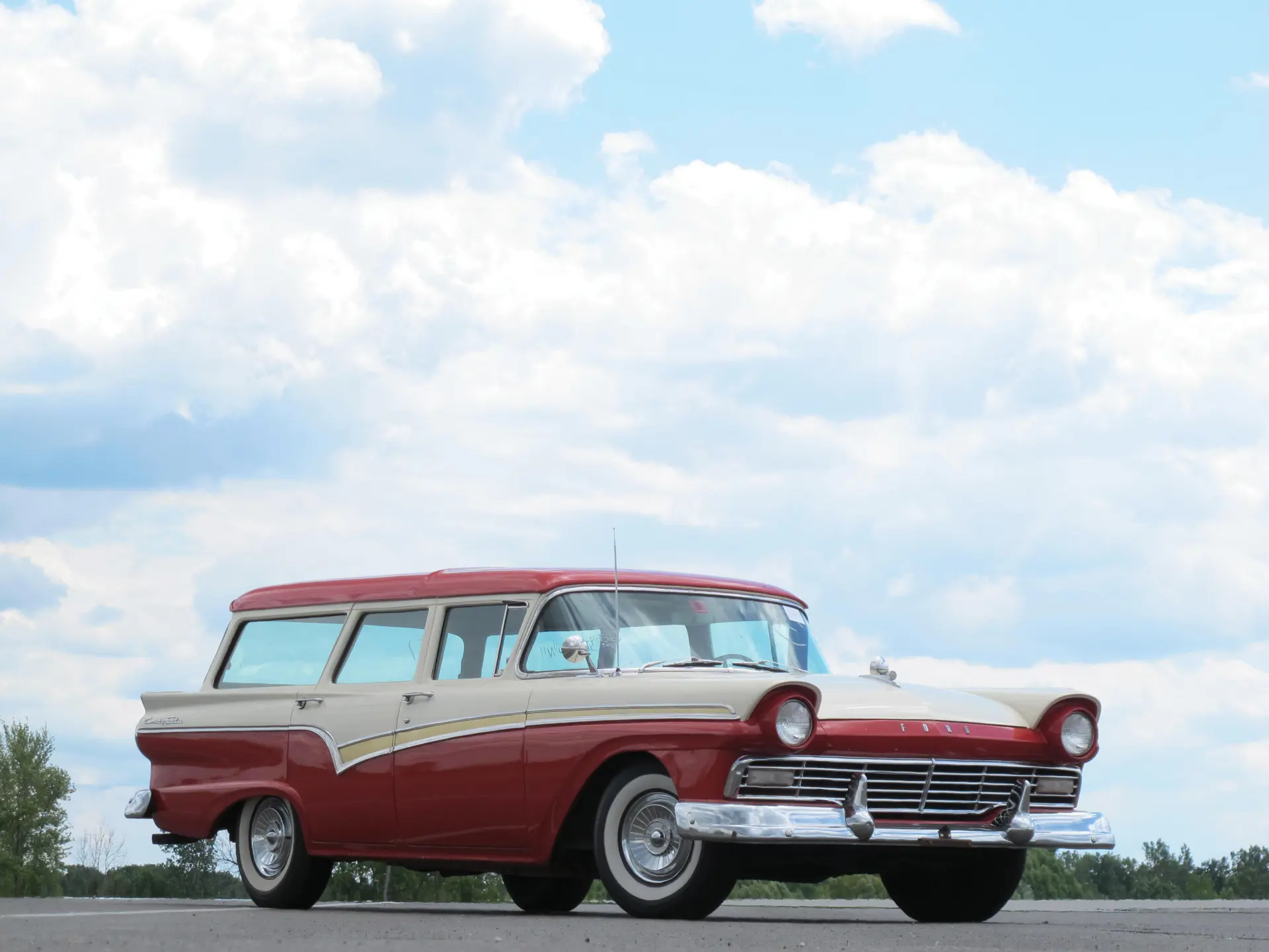 1957 Ford Country Sedan | Auburn Fall 2011 | RM Sotheby's