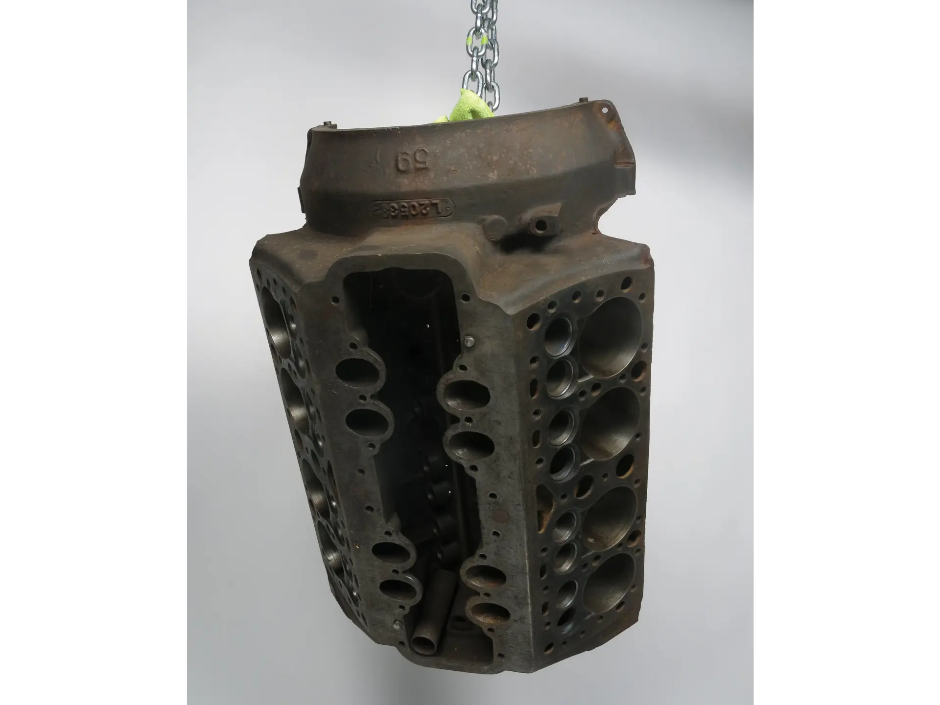 1937 -1948 Ford flathead bare block marked "59'" | Auburn Spring 2015 ...