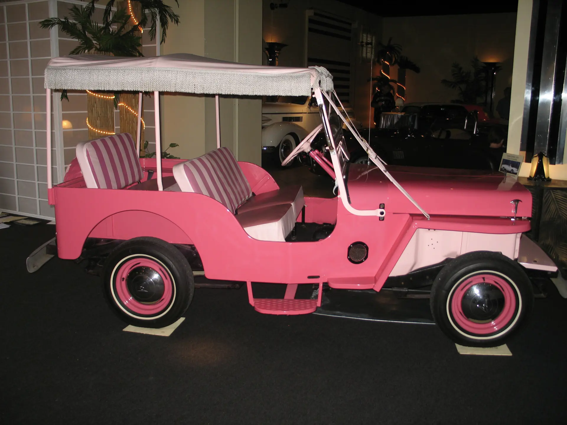 1965 Willys Jeep Gala Surrey | The Florida Collector Car Auction 2006 ...
