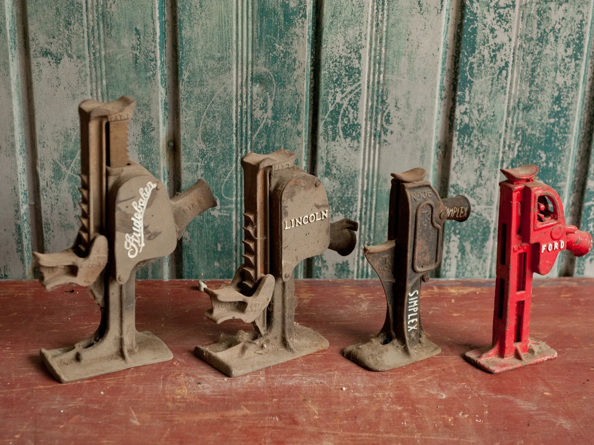 Car Jacks | The Lee Roy Hartung Collection | RM Sotheby's