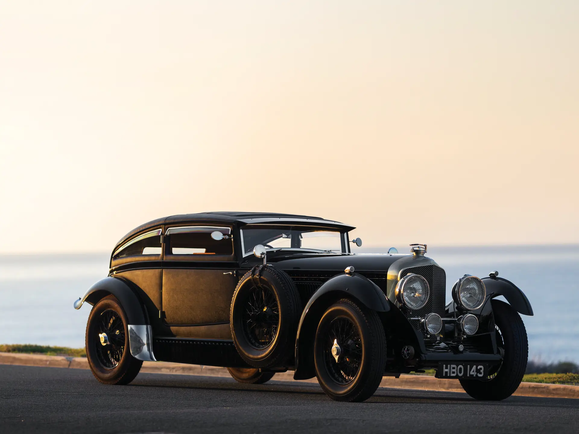 1953 Bentley "Blue Train" Recreation by Racing Green | Arizona 2019 ...
