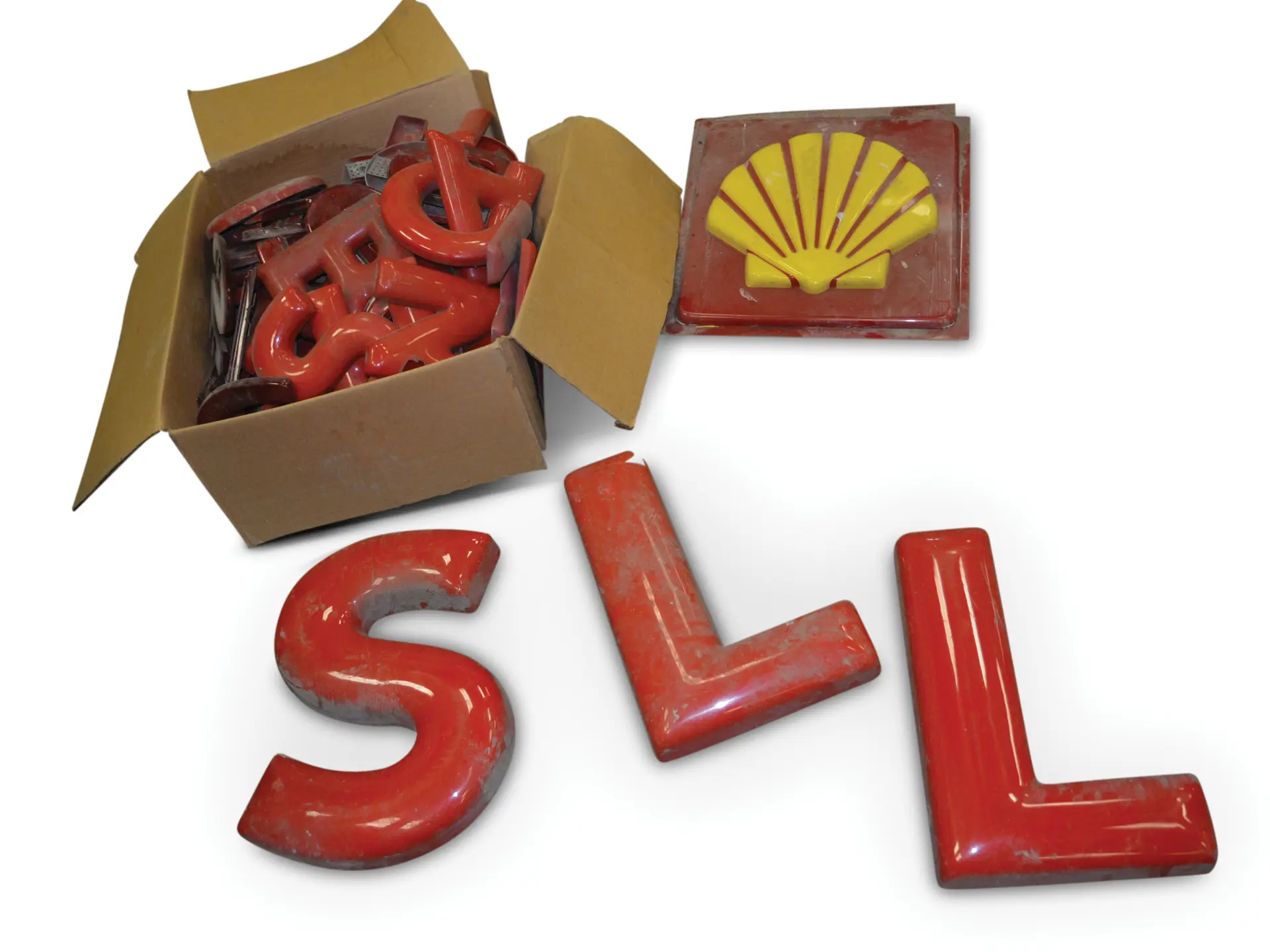 Assortment of Plastic Shell Letters | Auburn Fall 2019 | RM Sotheby's