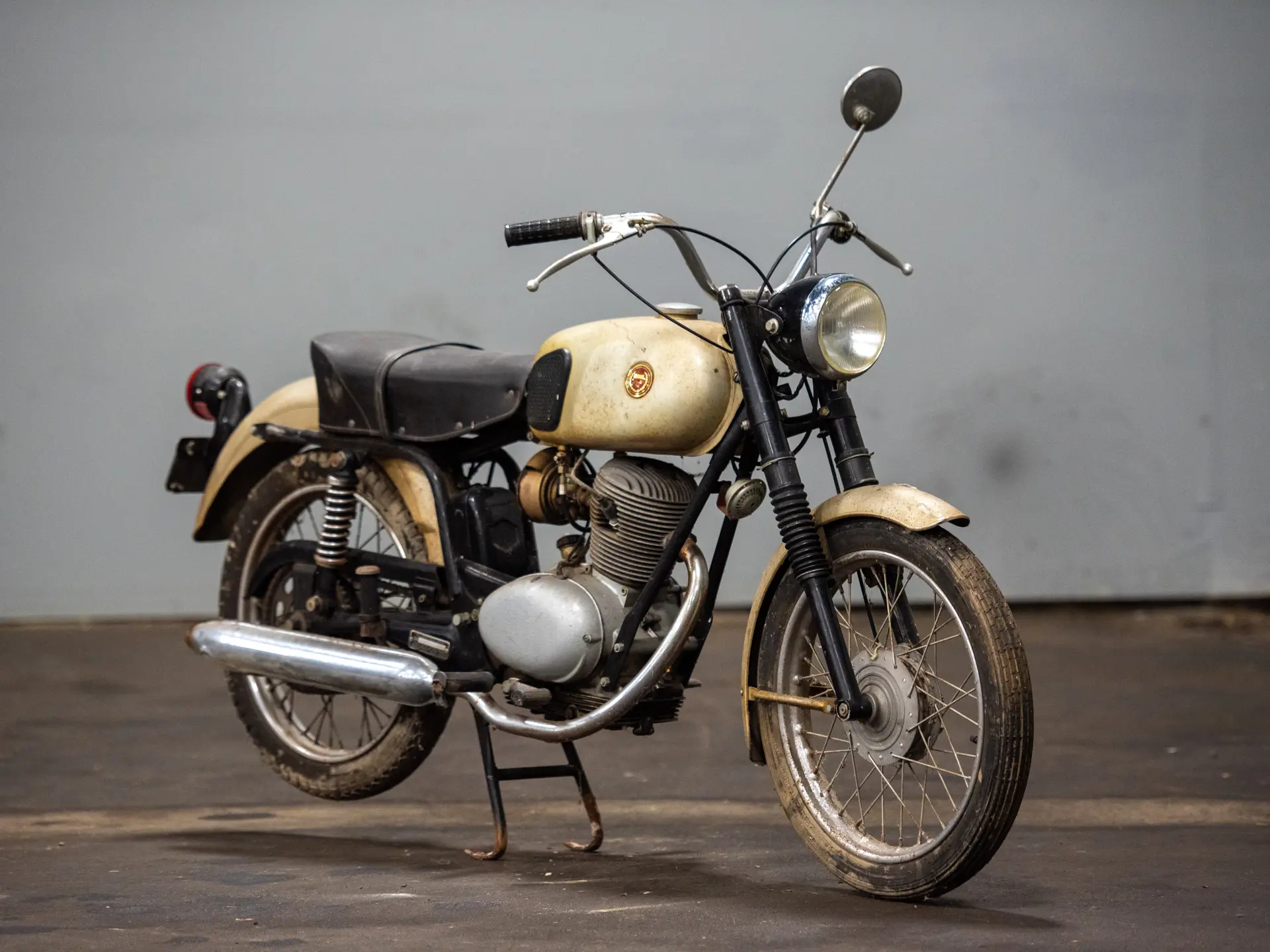 Gilera Sears 106SS | Auburn Fall 2021 | RM Sotheby's