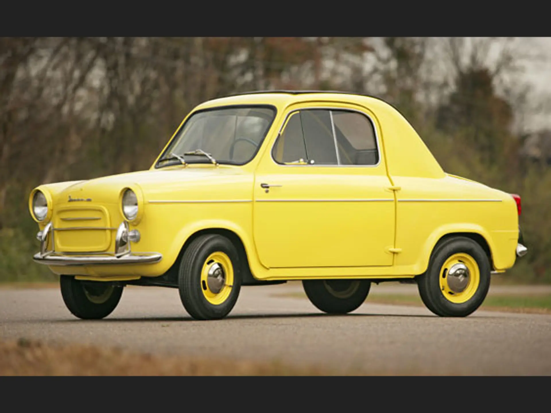 1958 Piaggio Vespa 400 | Collector Cars of Fort Lauderdale 2010 | RM ...