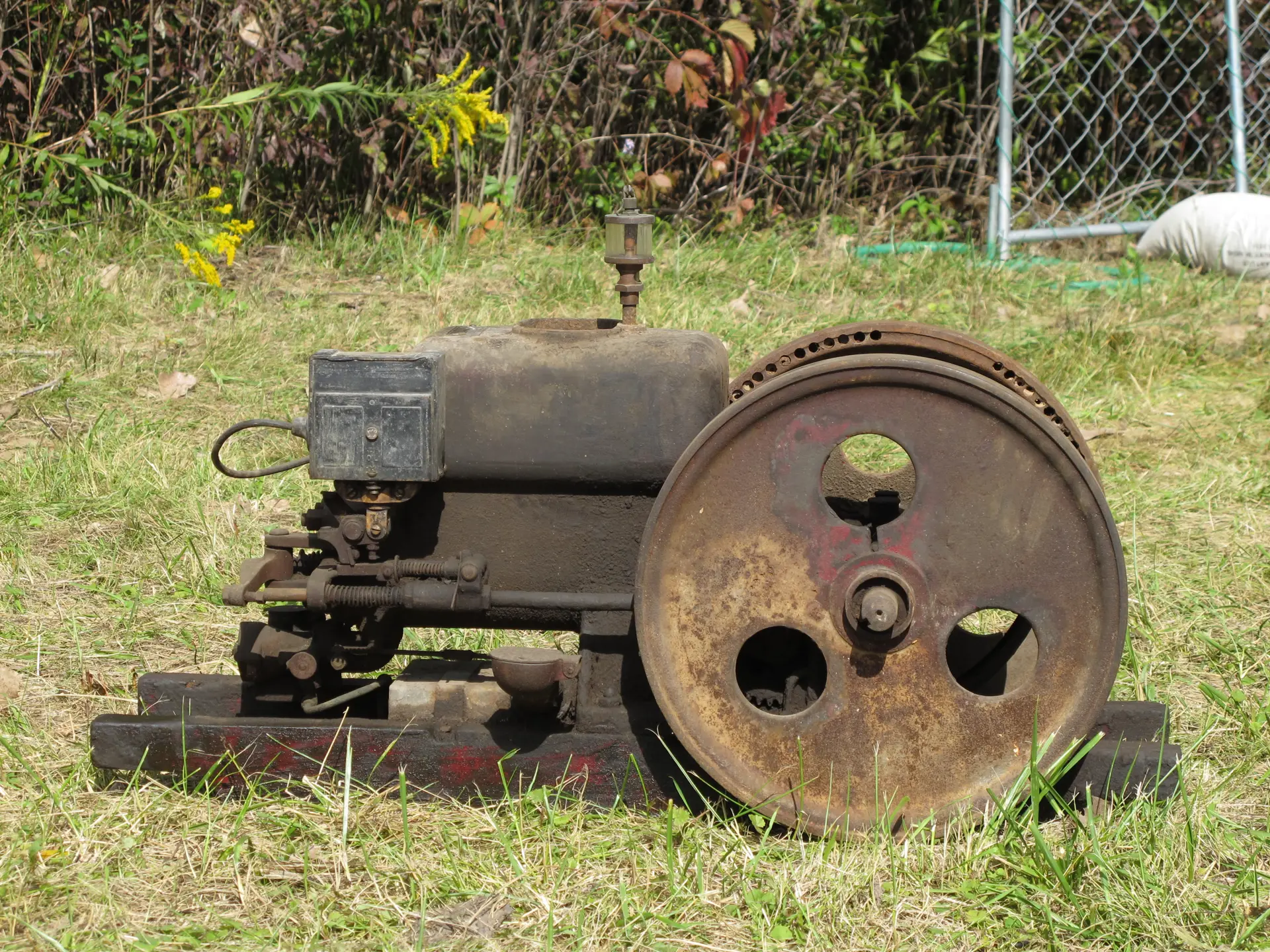 Jaeger hit & miss engine | The Lee Roy Hartung Collection | RM Sotheby's