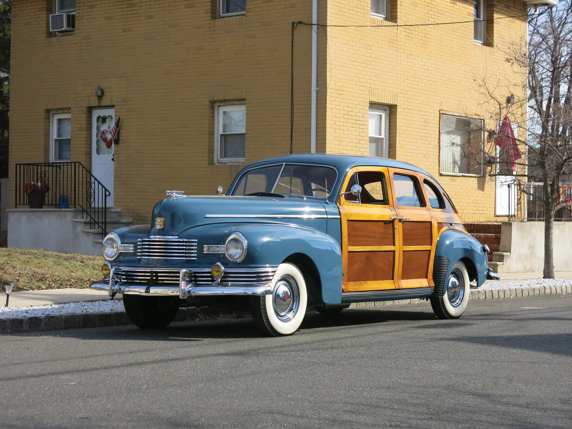 1947 Nash Ambassador Suburban | Fort Lauderdale 2016 | RM Sotheby's