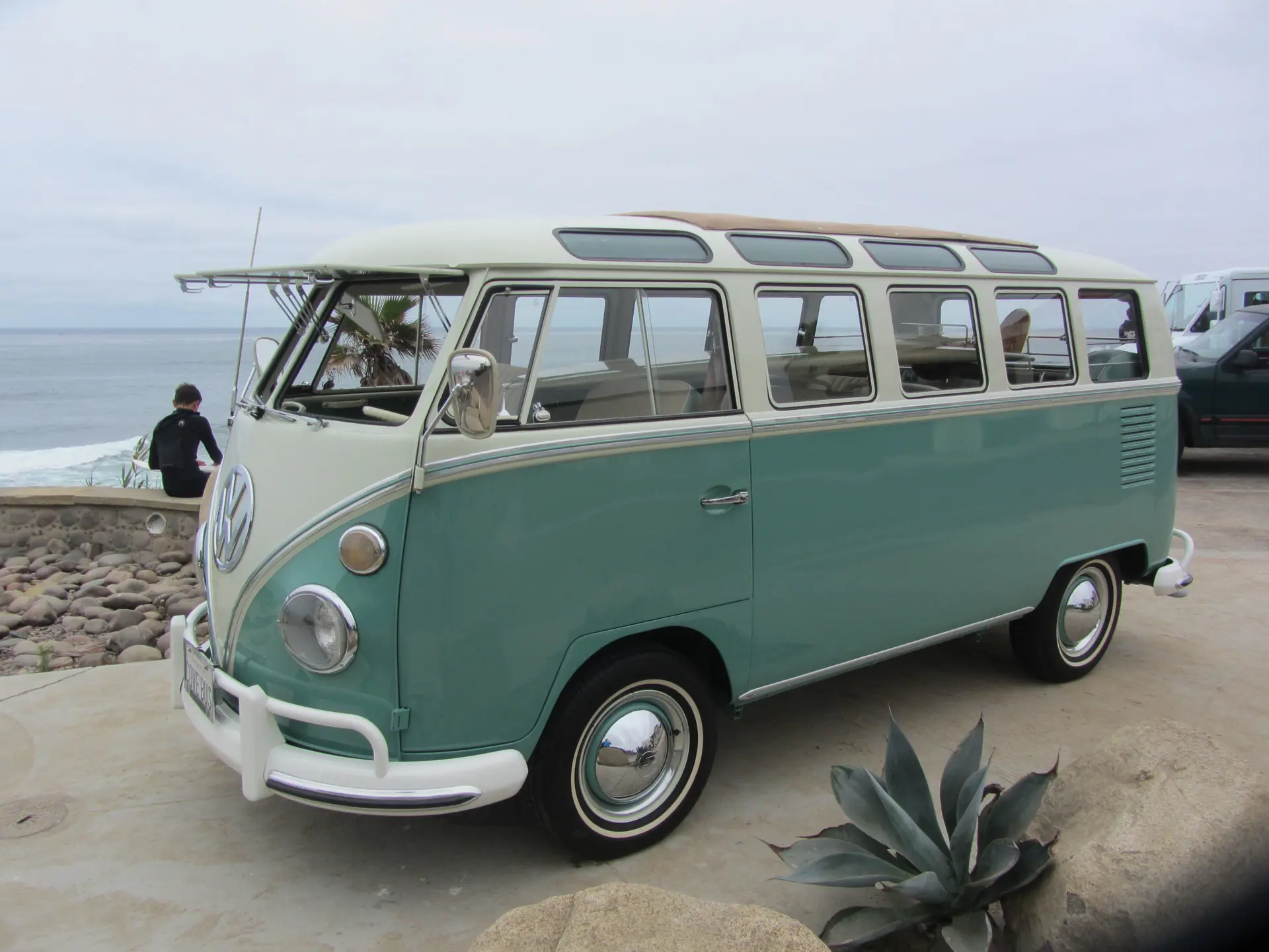 1967 Volkswagen Deluxe '21-Window' Microbus | California 2013 | RM ...
