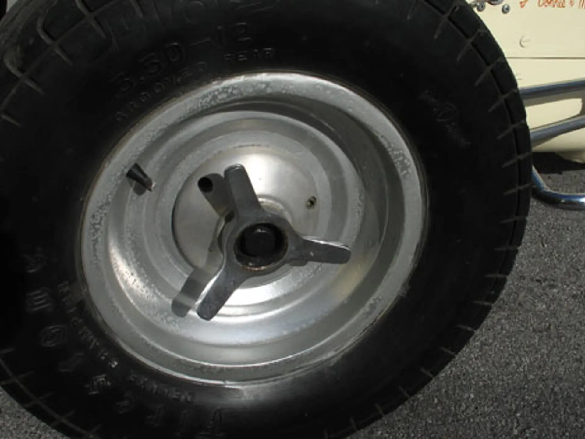 1950 Kurtis Kraft #61 Midget Racer | Collector Cars of Fort Lauderdale ...