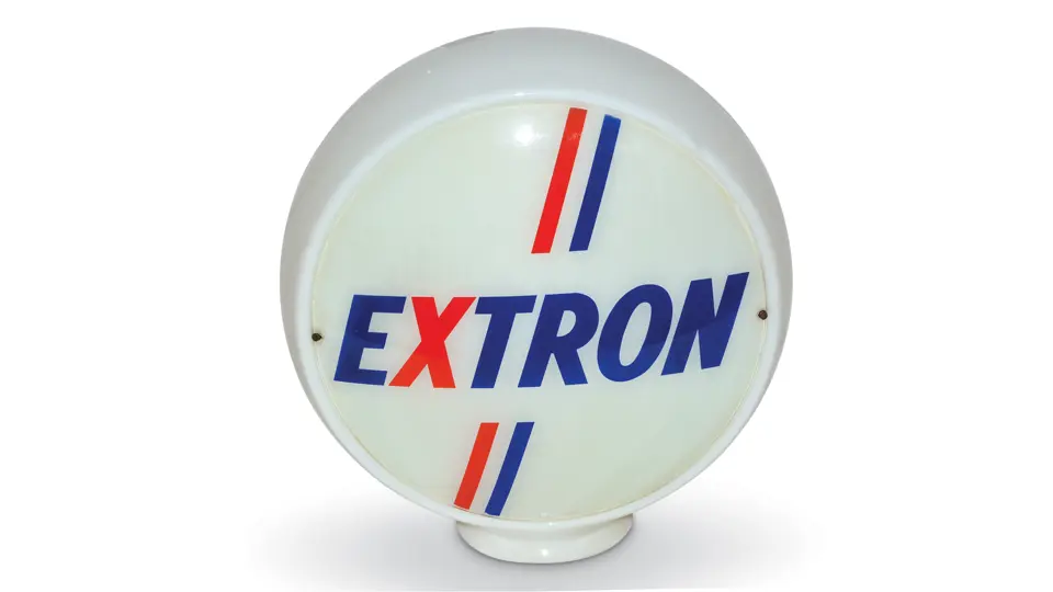 Sohio Extron Globe Lenses | Auburn Spring 2019 | RM Sotheby's