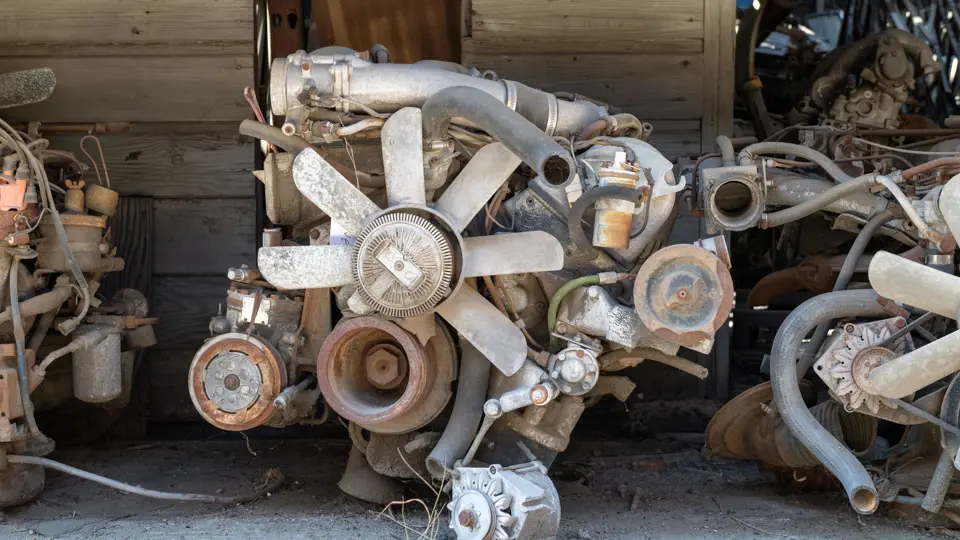 Mercedes-Benz M100 Engine | The Junkyard: The Rudi Klein Collection ...
