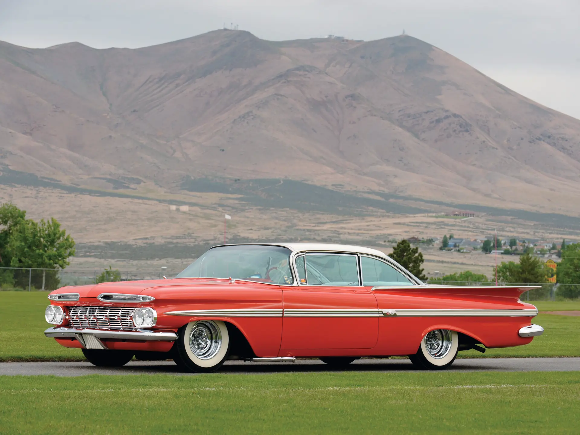 1959 Chevrolet Impala Custom Two-Door Hardtop | Sports & Classics of ...