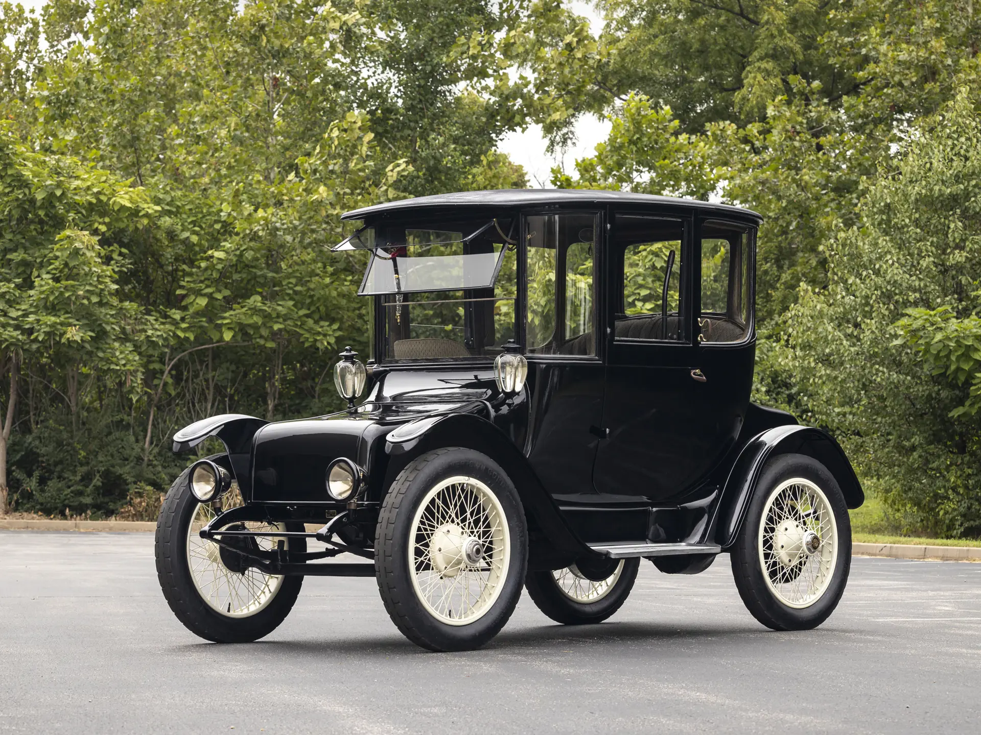 1916 Detroit Electric Model 57 Brougham | Hershey 2024 | RM Sotheby's