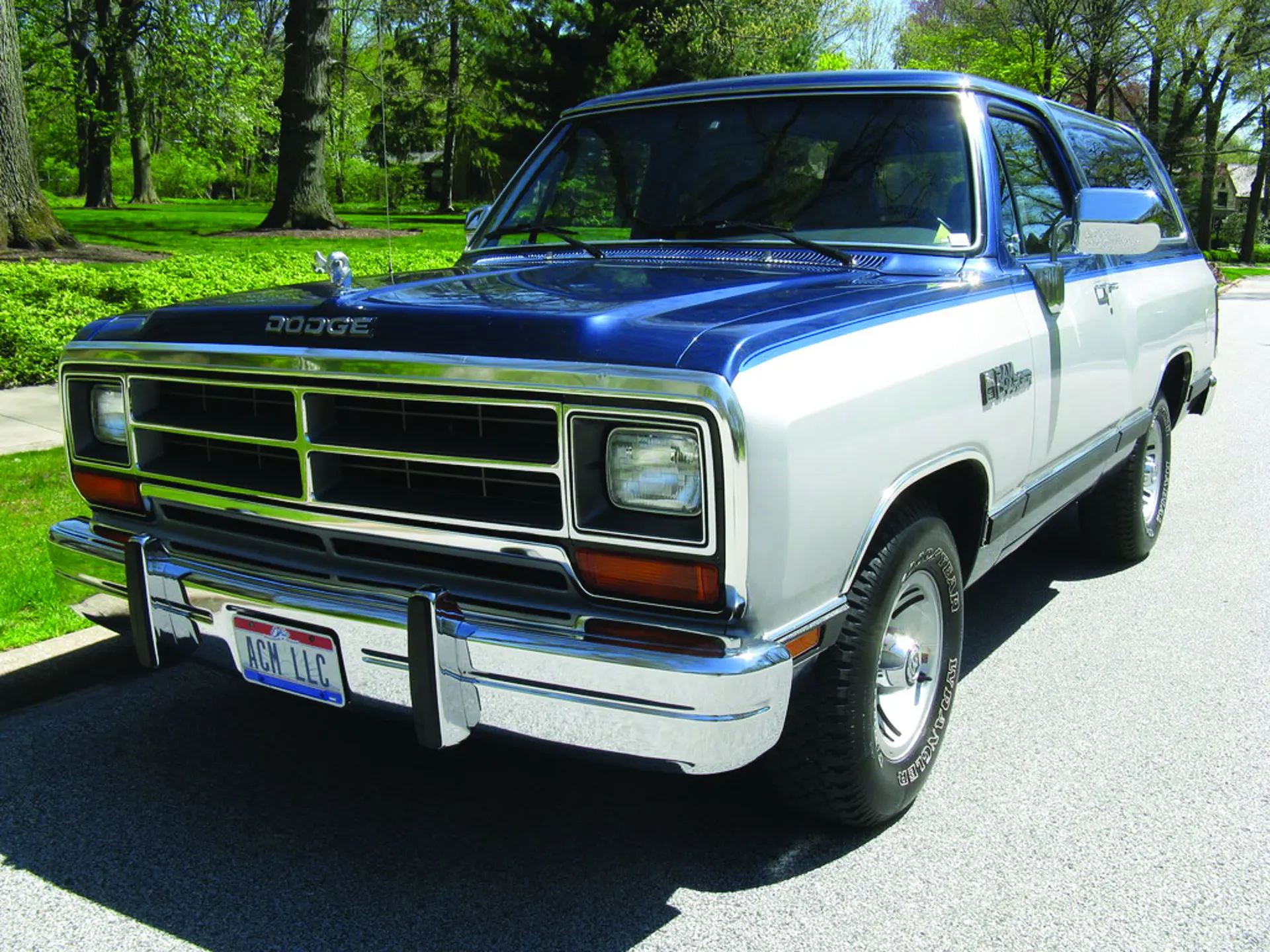 1990 Dodge Ramcharger | Auburn Spring 2017 | RM Sotheby's