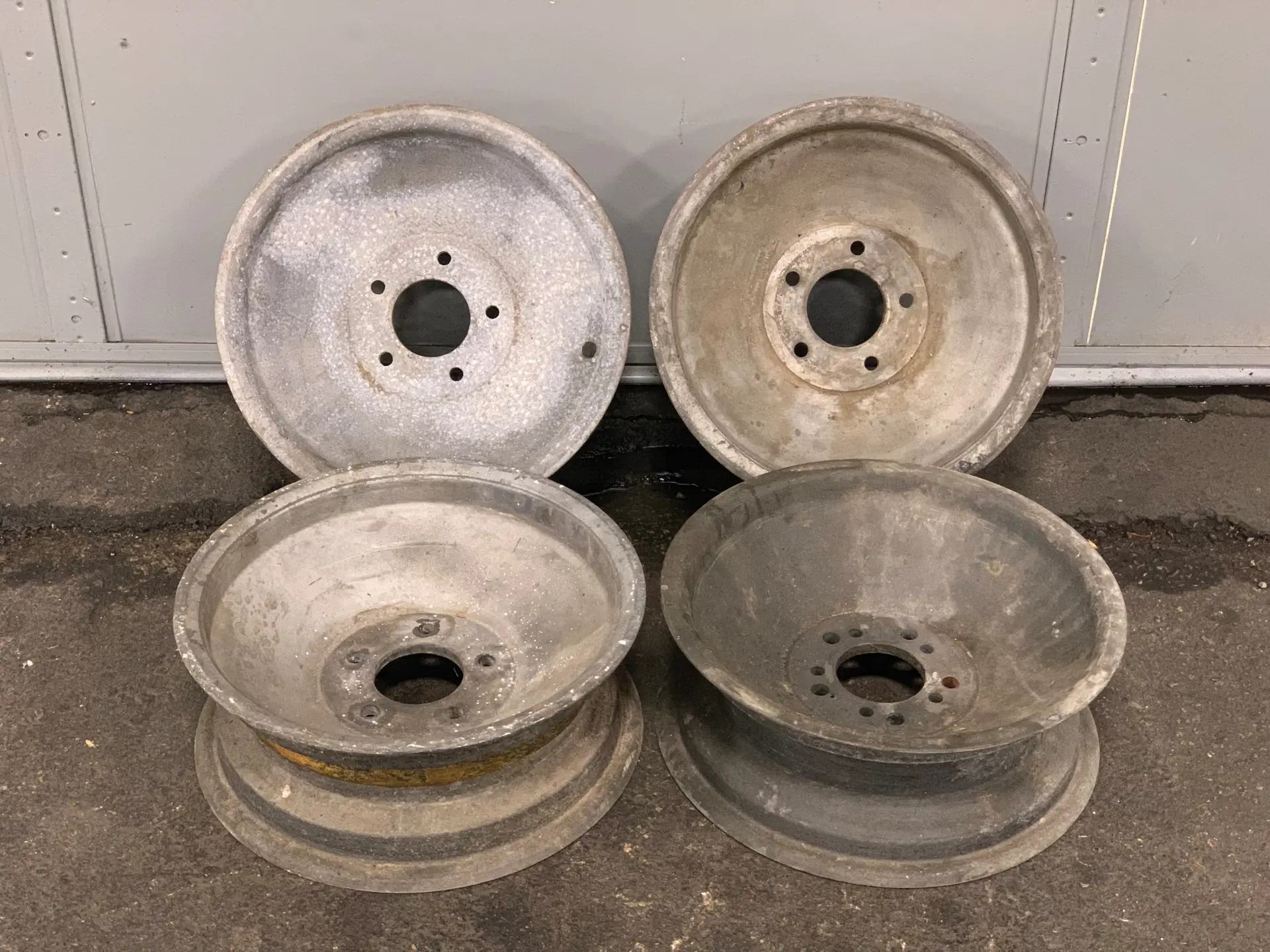 Halibrand Wheels, Set of 4, 17.5" Outside Diameter | Auburn Fall 2019 ...
