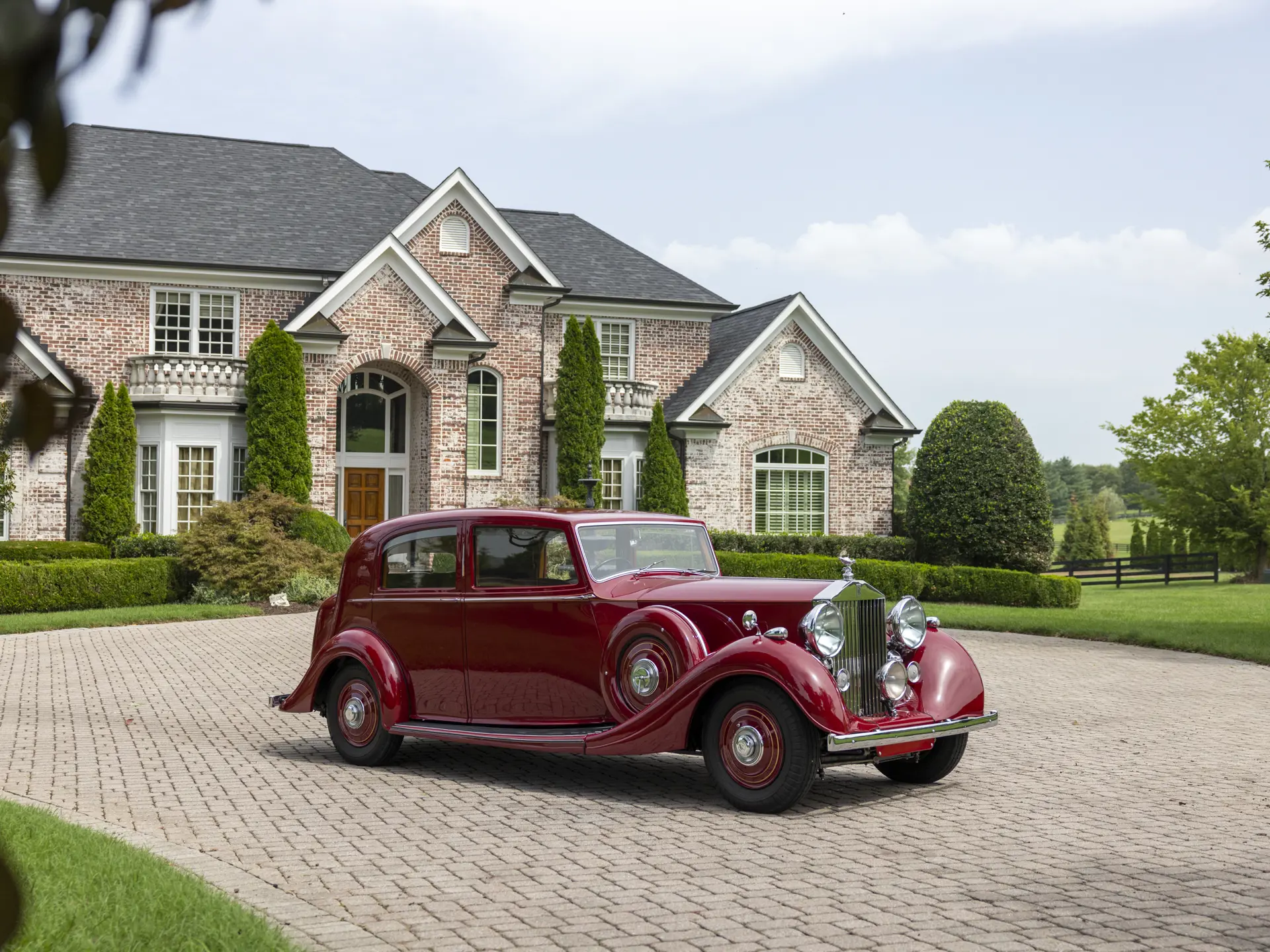 1939 Rolls-Royce Wraith Saloon by Thrupp & Maberly | Hershey 2024 | RM ...