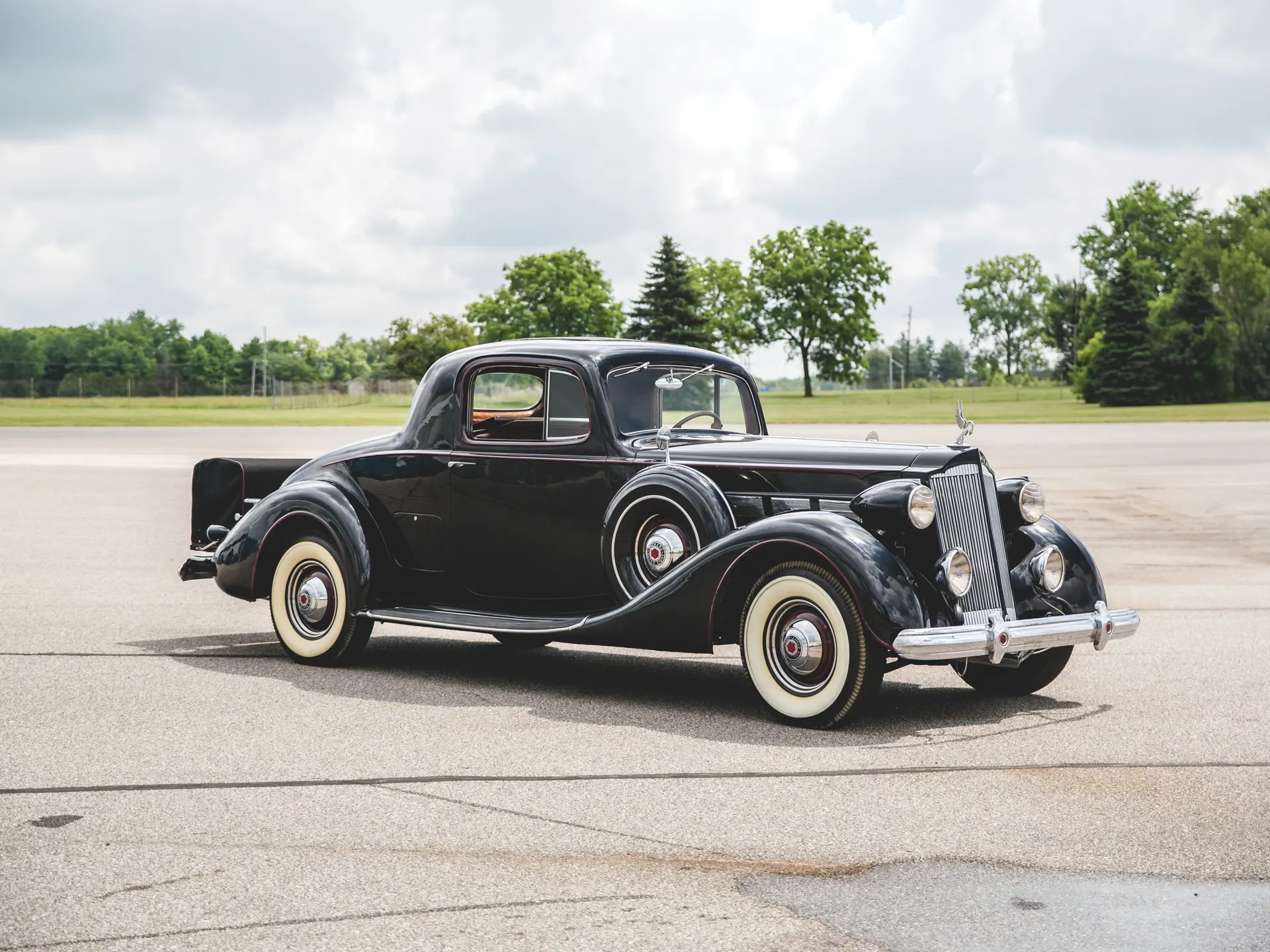 1937 Packard 1501 Super Eight 2/4-Passenger Coupe | Auburn Fall 2019 | RM Sotheby's