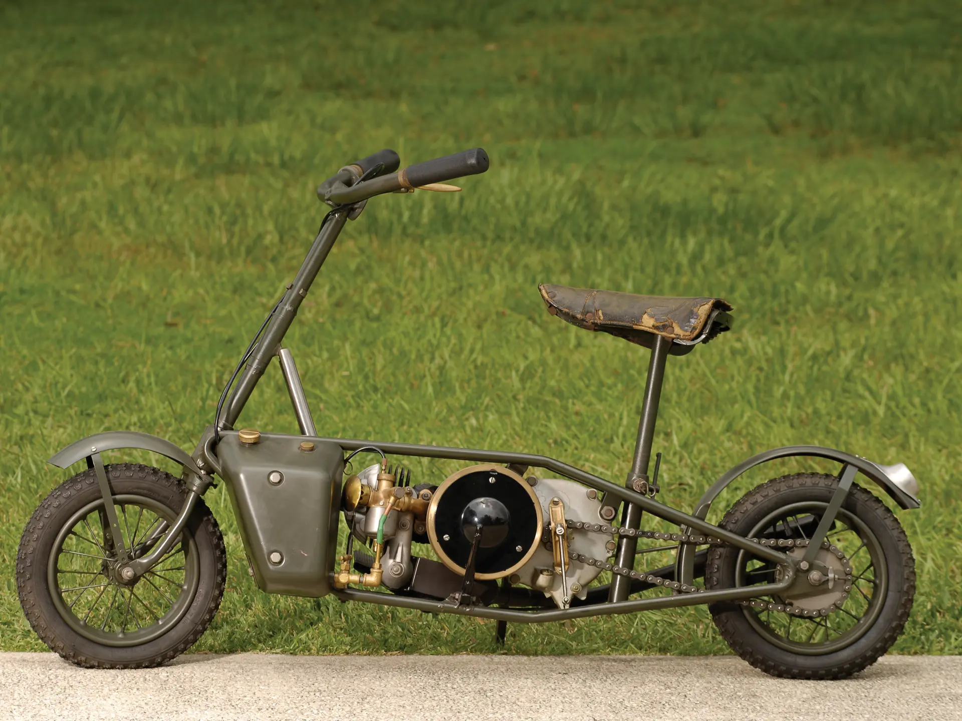 1943 Excelsior Welbike | The Al Wiseman Collection | RM Sotheby's