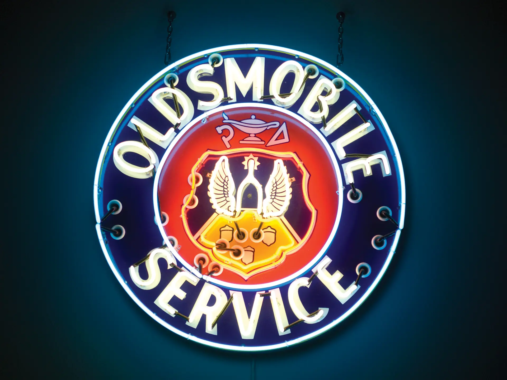 Oldsmobile Service Neon Sign | The Astor Collection | RM Sotheby's