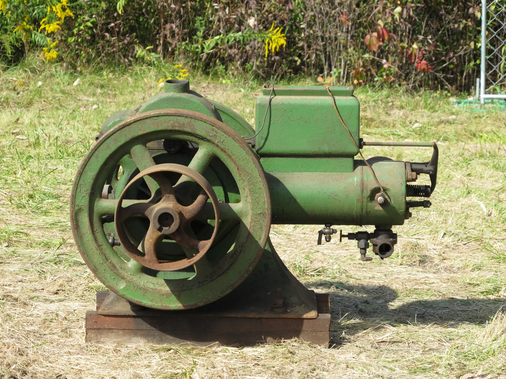 Brill hit & miss engine | The Lee Roy Hartung Collection | RM Sotheby's