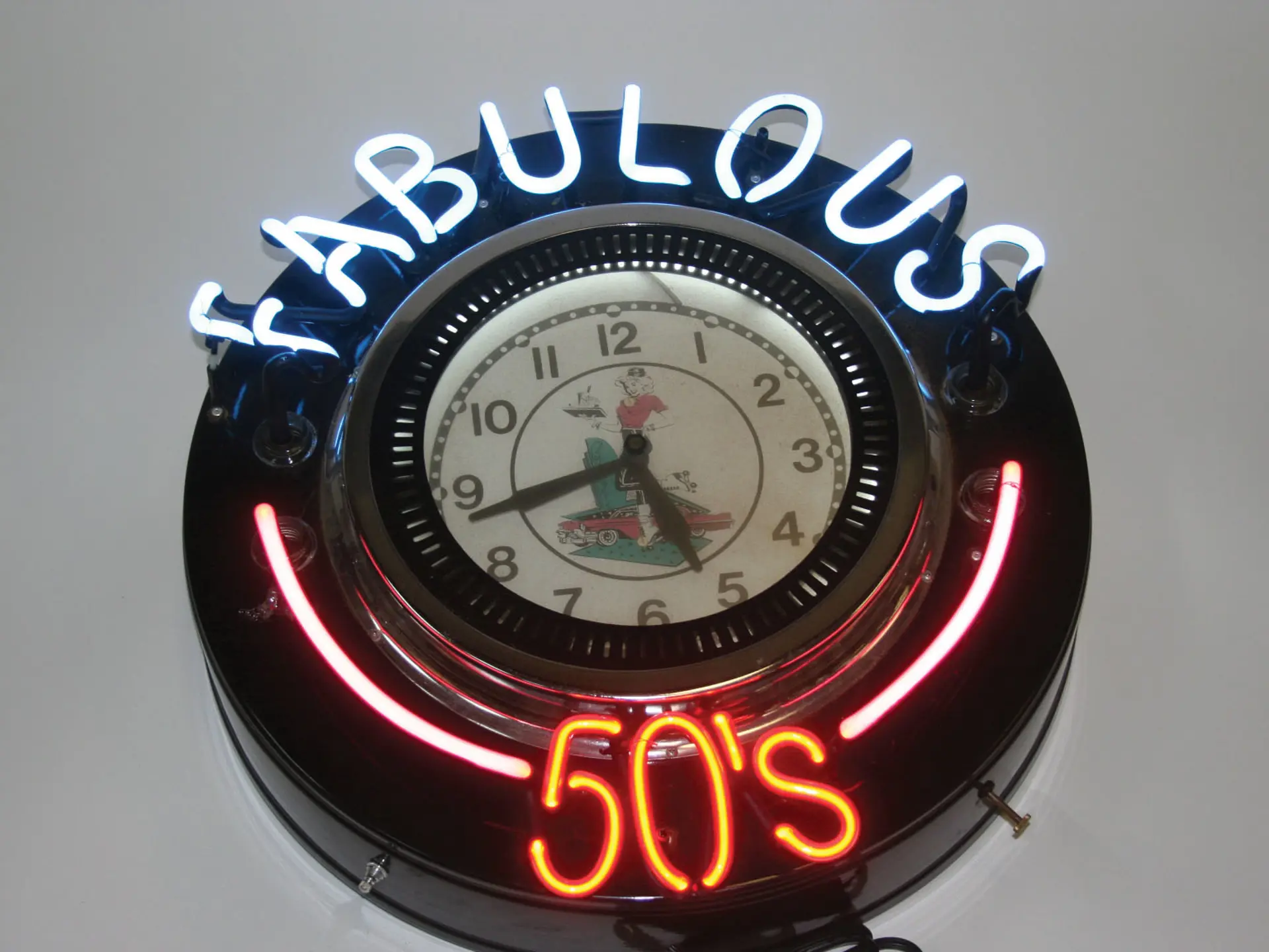 "Fabulous 50's" Neon Clock | Auburn Fall 2015 | RM Sotheby's