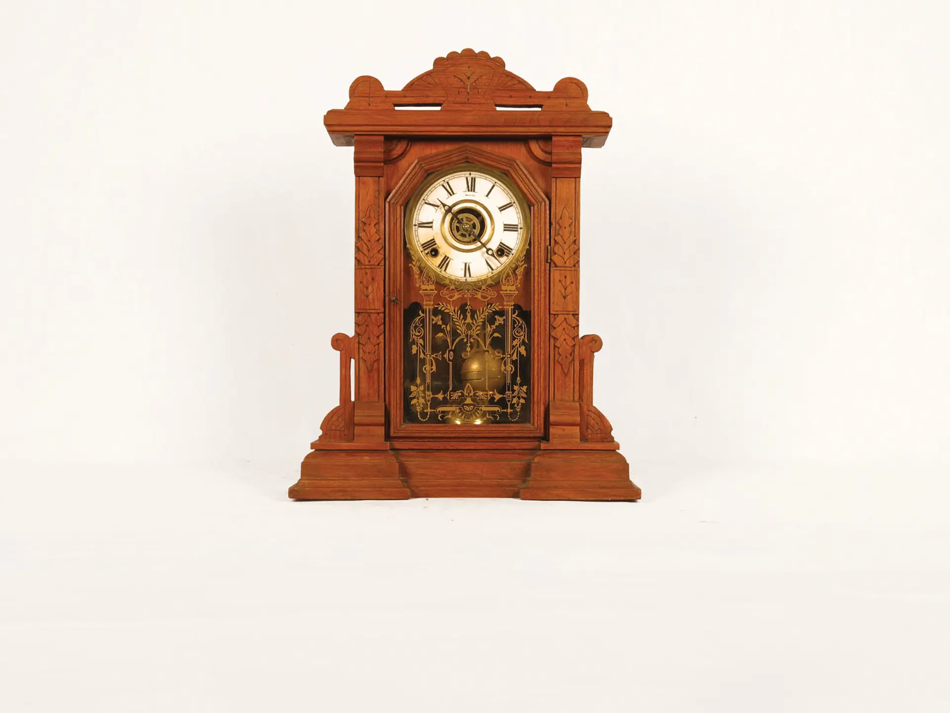 Fancy Walnut Kitchen Clock | Auburn Memorabilia Auction | RM Sotheby's