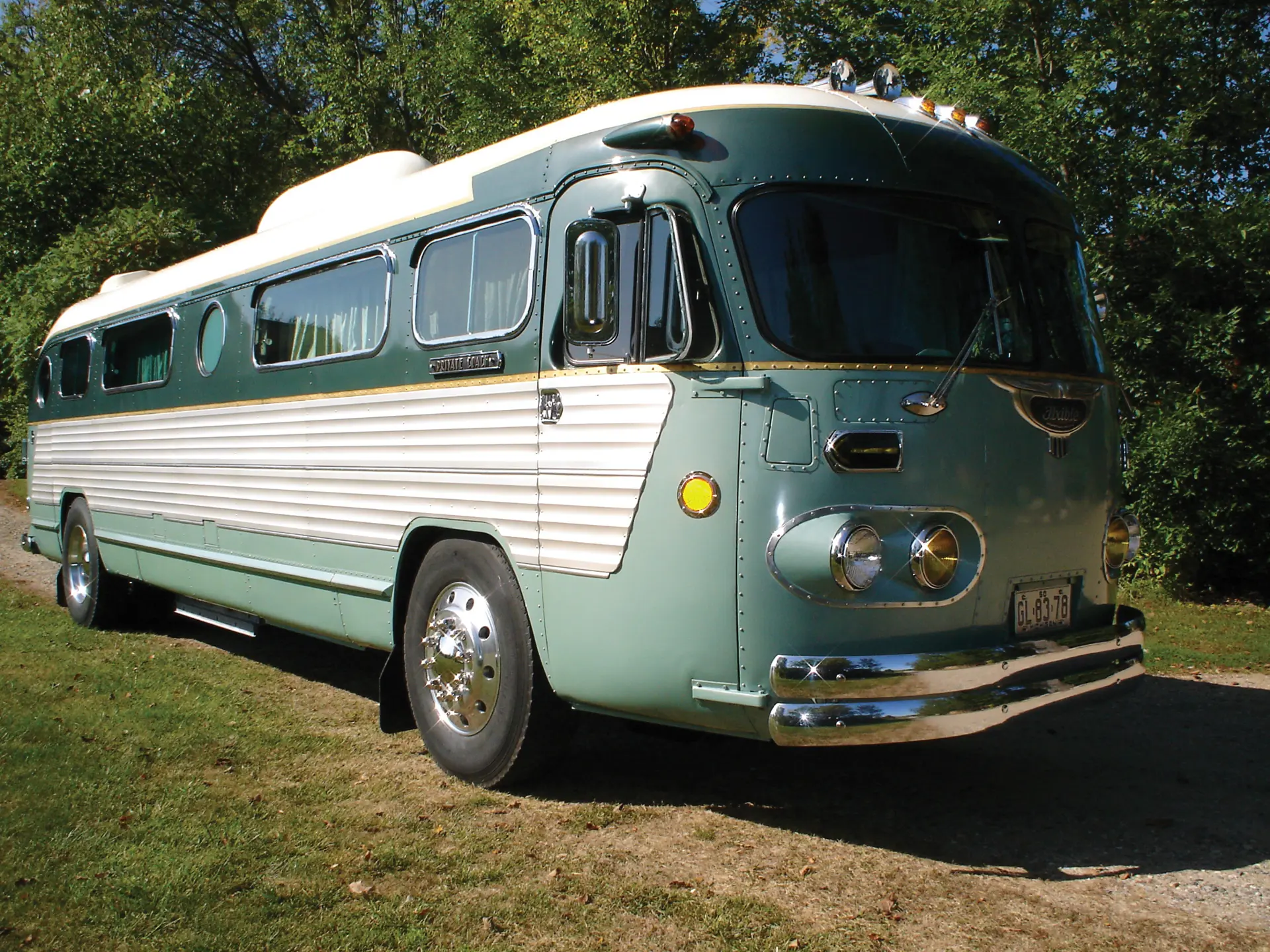 1950 Flxible 33' Private Coach | Classic Car Auction of Michigan 2009 ...