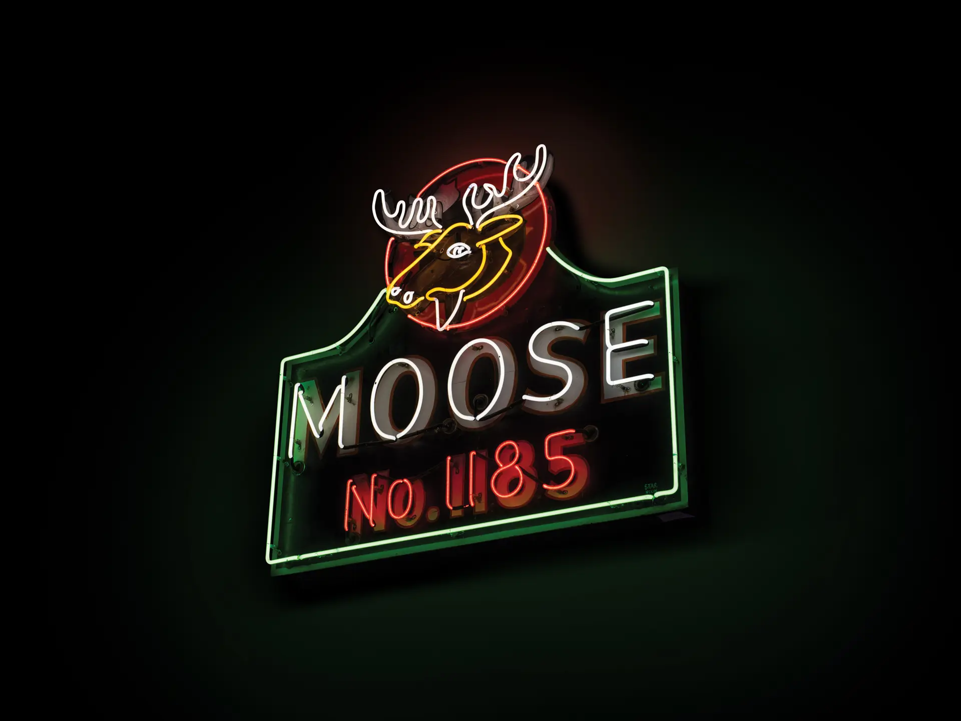 Moose No. 1185 Neon Sign | The Dingman Collection | RM Sotheby's