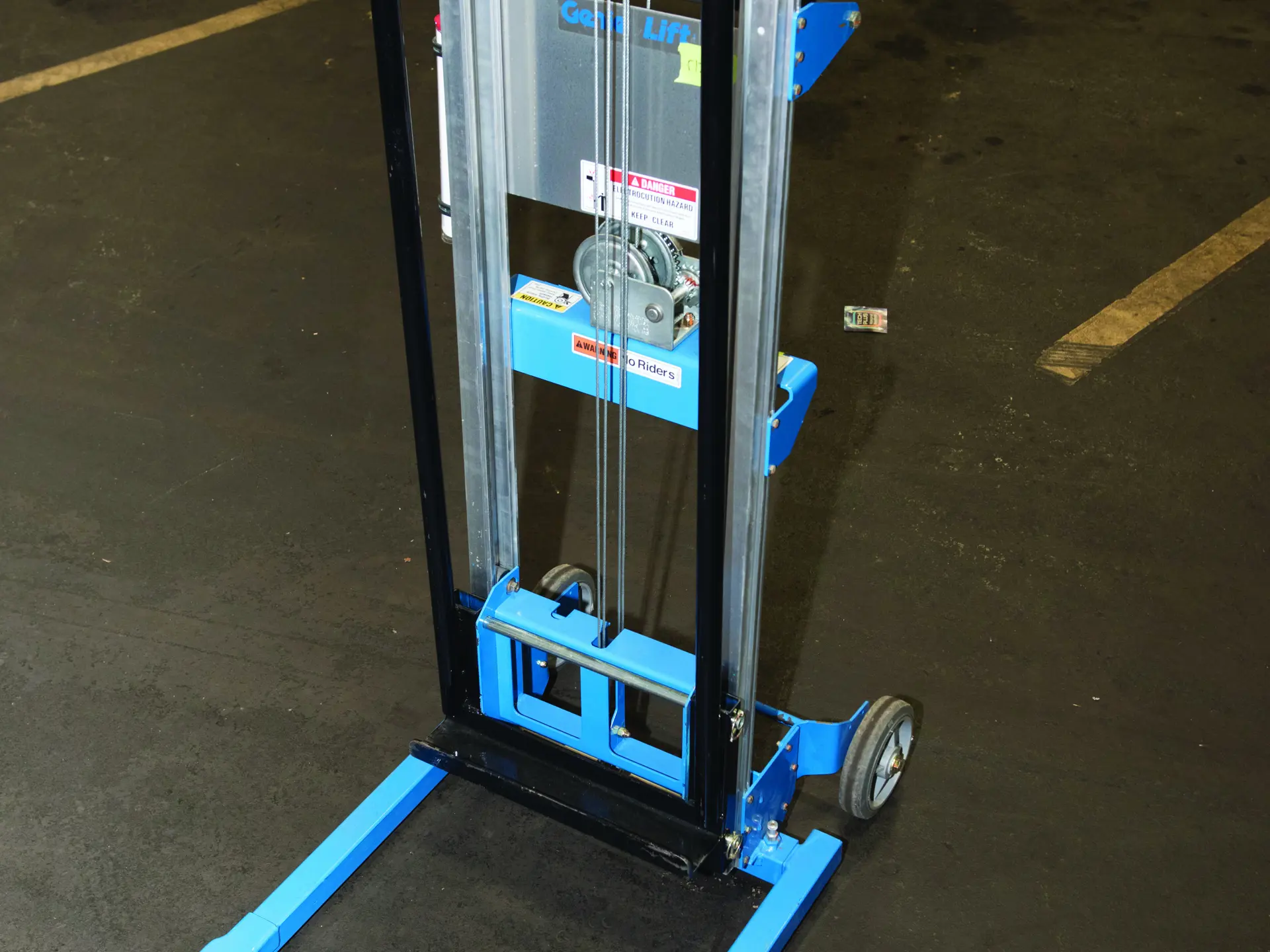 Genie Lift | Auburn Spring 2017 | RM Sotheby's