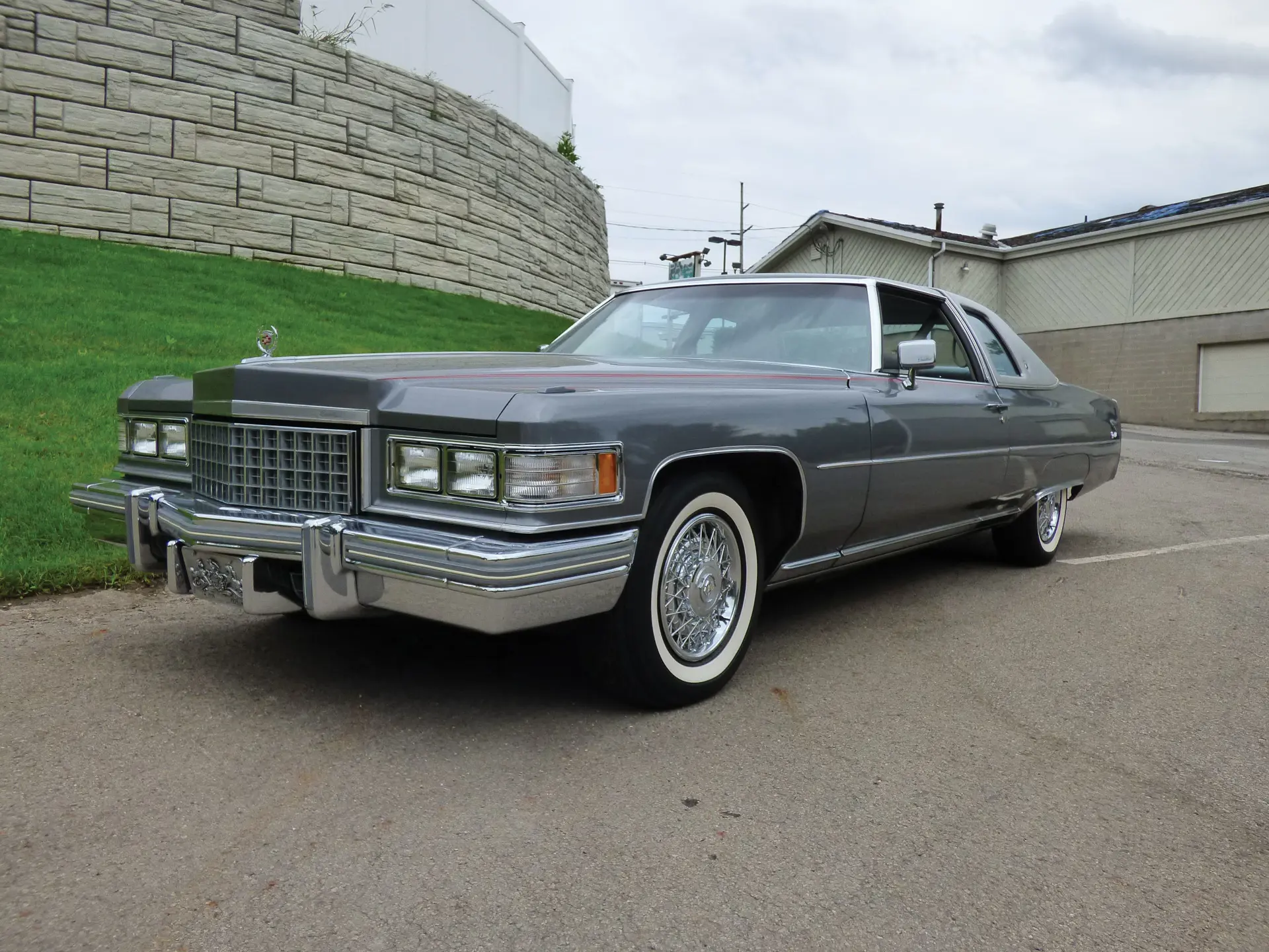 1976 Cadillac Coupe DeVille | Auburn Fall 2015 | RM Sotheby's
