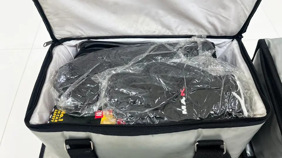 Porsche Detail Kits | The White Collection | Online | RM Sotheby's