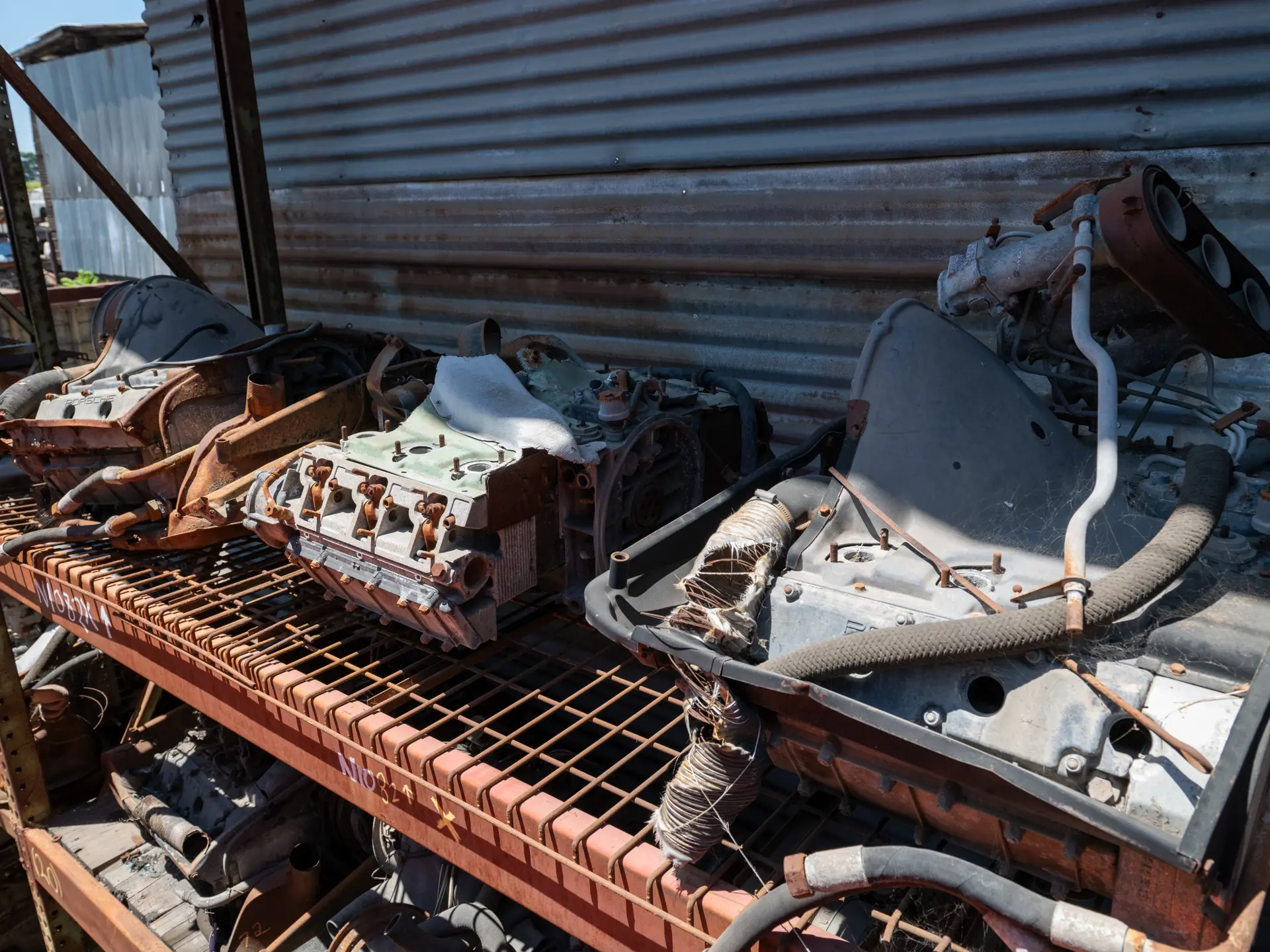 Four Porsche 911 Engines | The Junkyard: Online | RM Sotheby's