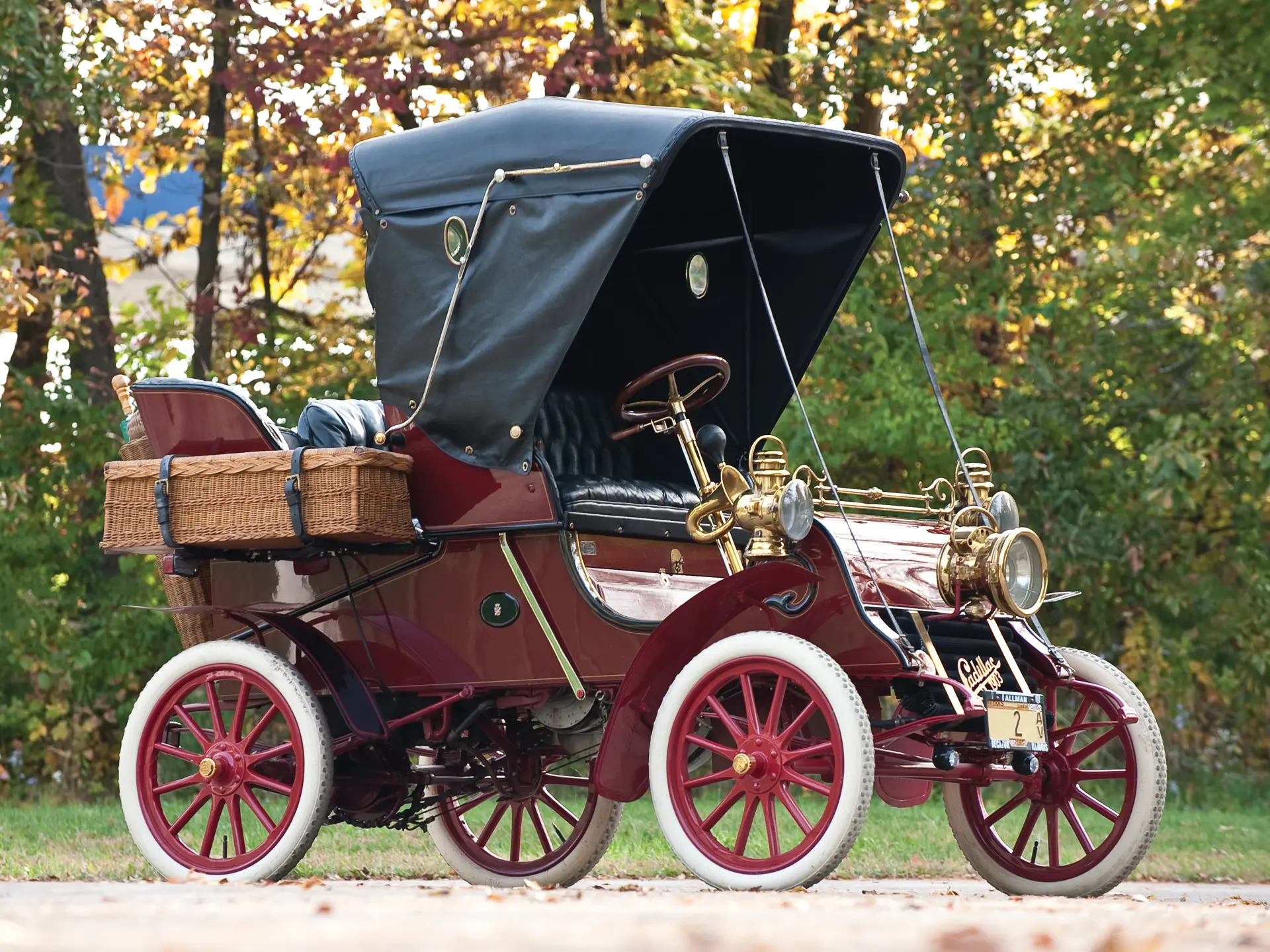 1903 Cadillac Tonneau Runabout | Amelia Island 2011 | RM Sotheby's