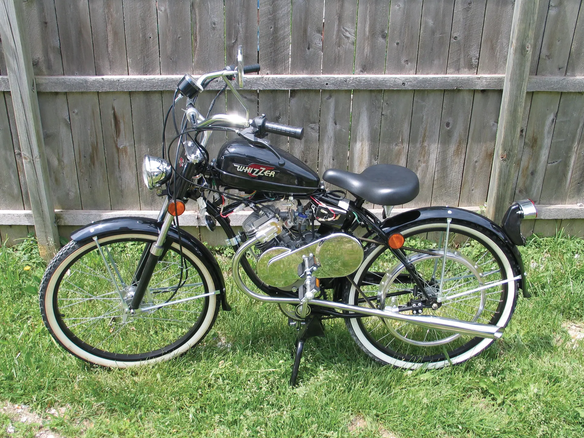 1999 Schwinn Whizzer Reproduction | The Astor Collection | RM Sotheby's