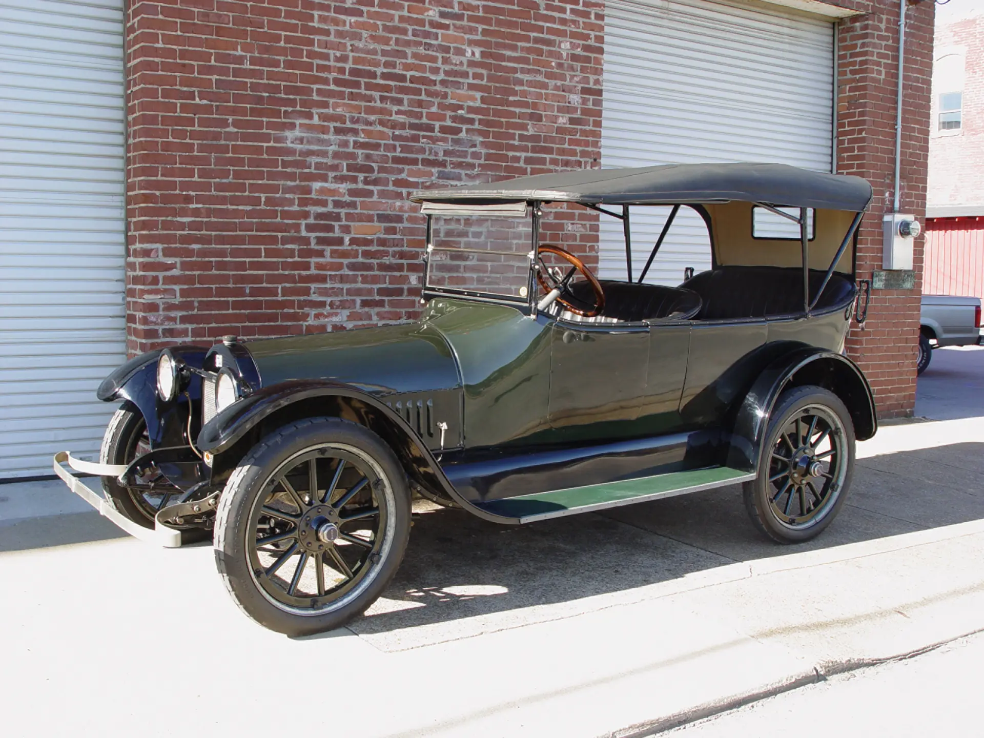 1917 Buick D-45 Touring Car | Vintage Motor Cars at Amelia Island 2005 ...