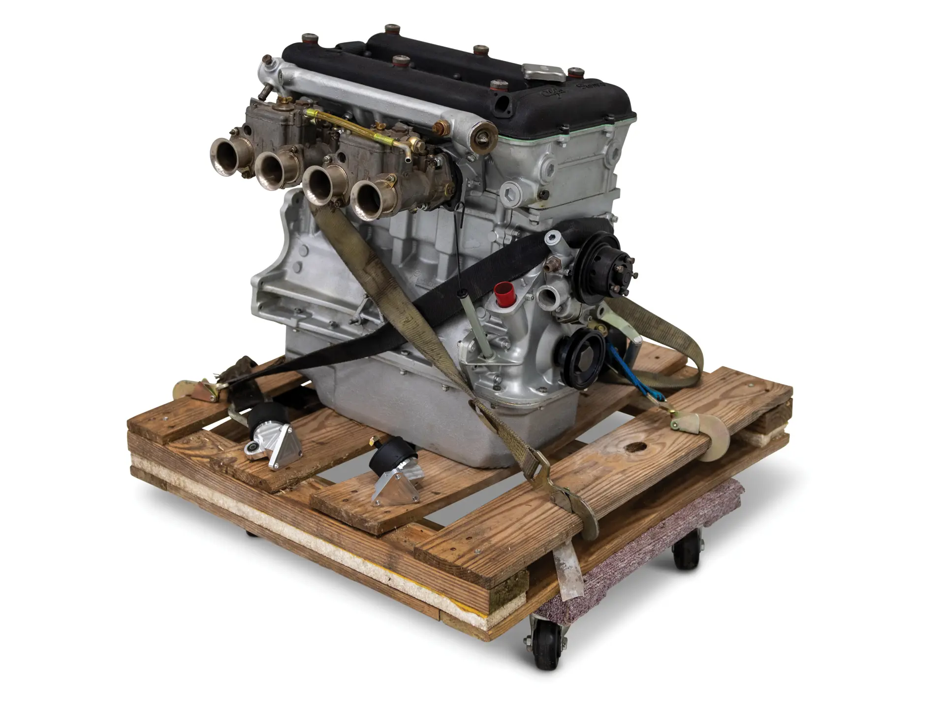 Alfa Romeo AR00551 Engine with Dual Weber Carburetors | The Elkhart ...