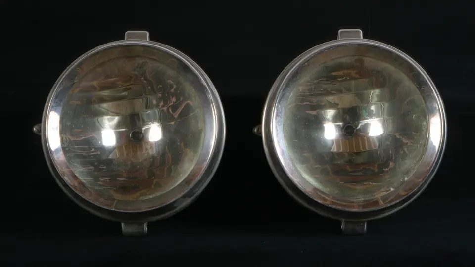 AUTOMOTIVE LAMPS | Private Collection of Tom & Marlene Stackhouse | RM ...