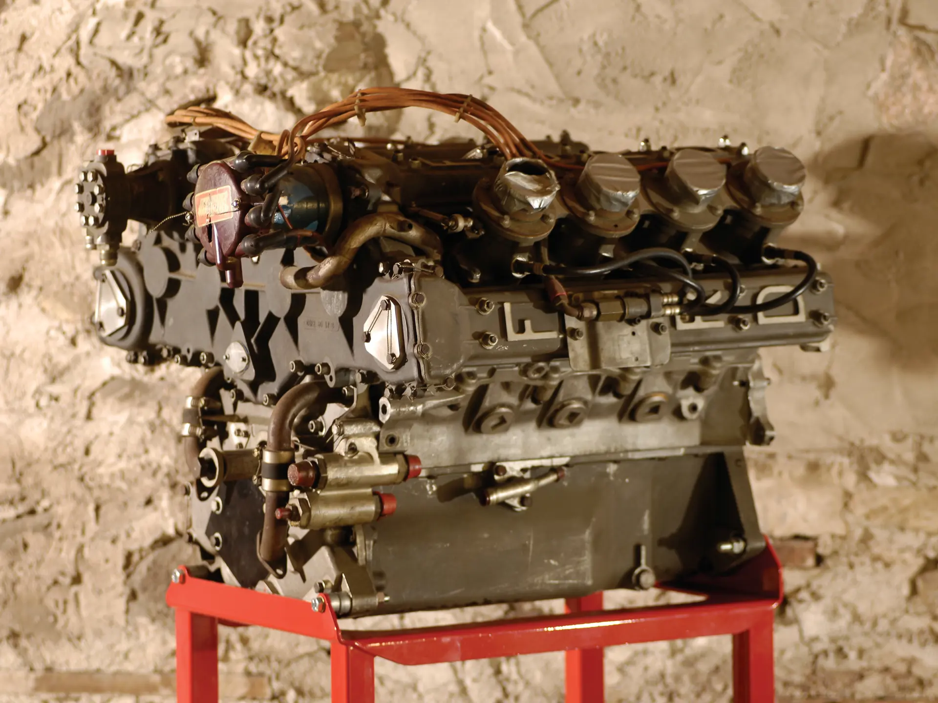 1960s Ford Four-Cam OHV Indy V8 Engine | Monterey Sports & Classic Car ...