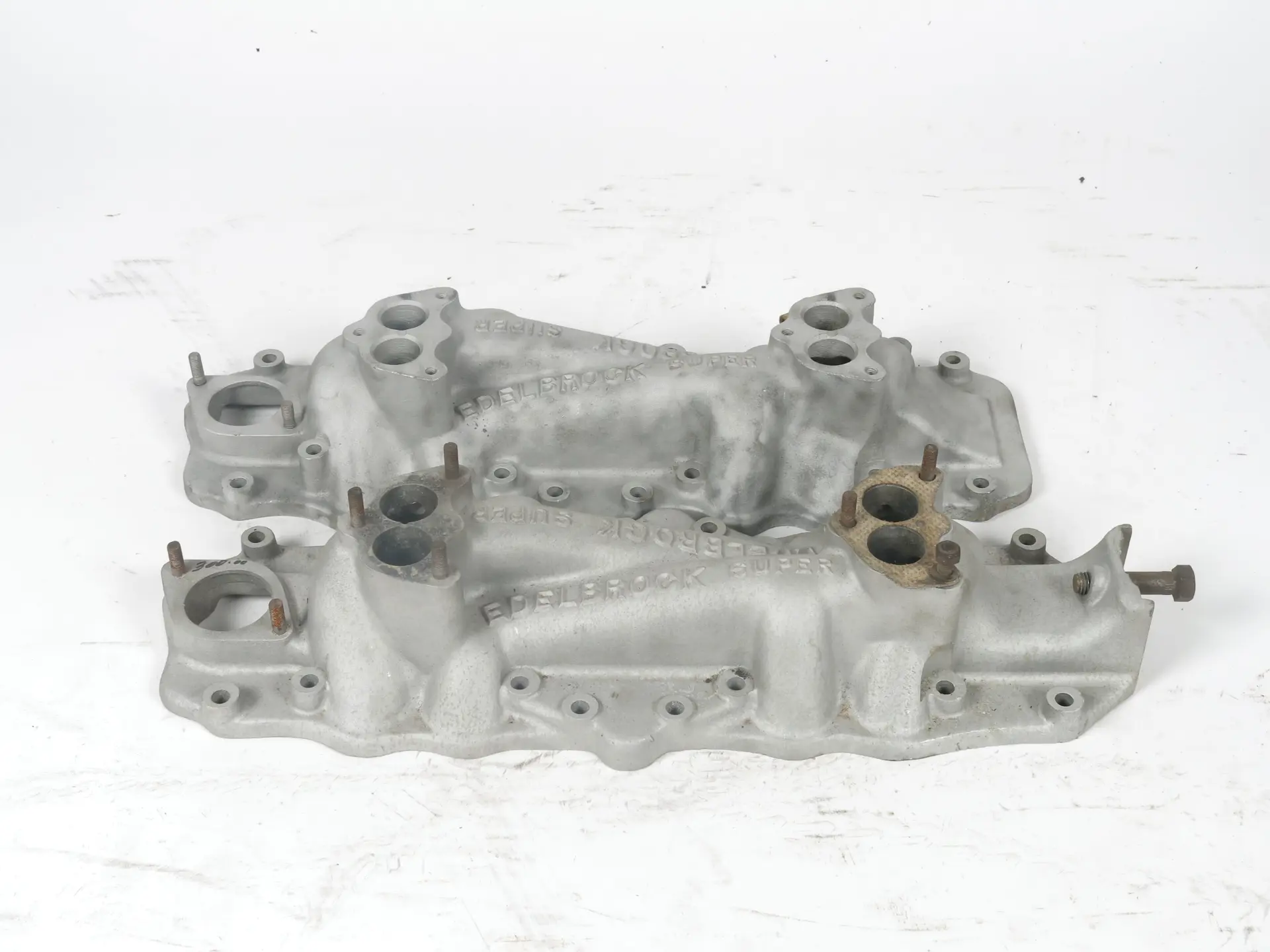 2 Edelbrock Super Dual Intake Manifolds | Auburn Spring 2015 | RM Sotheby's