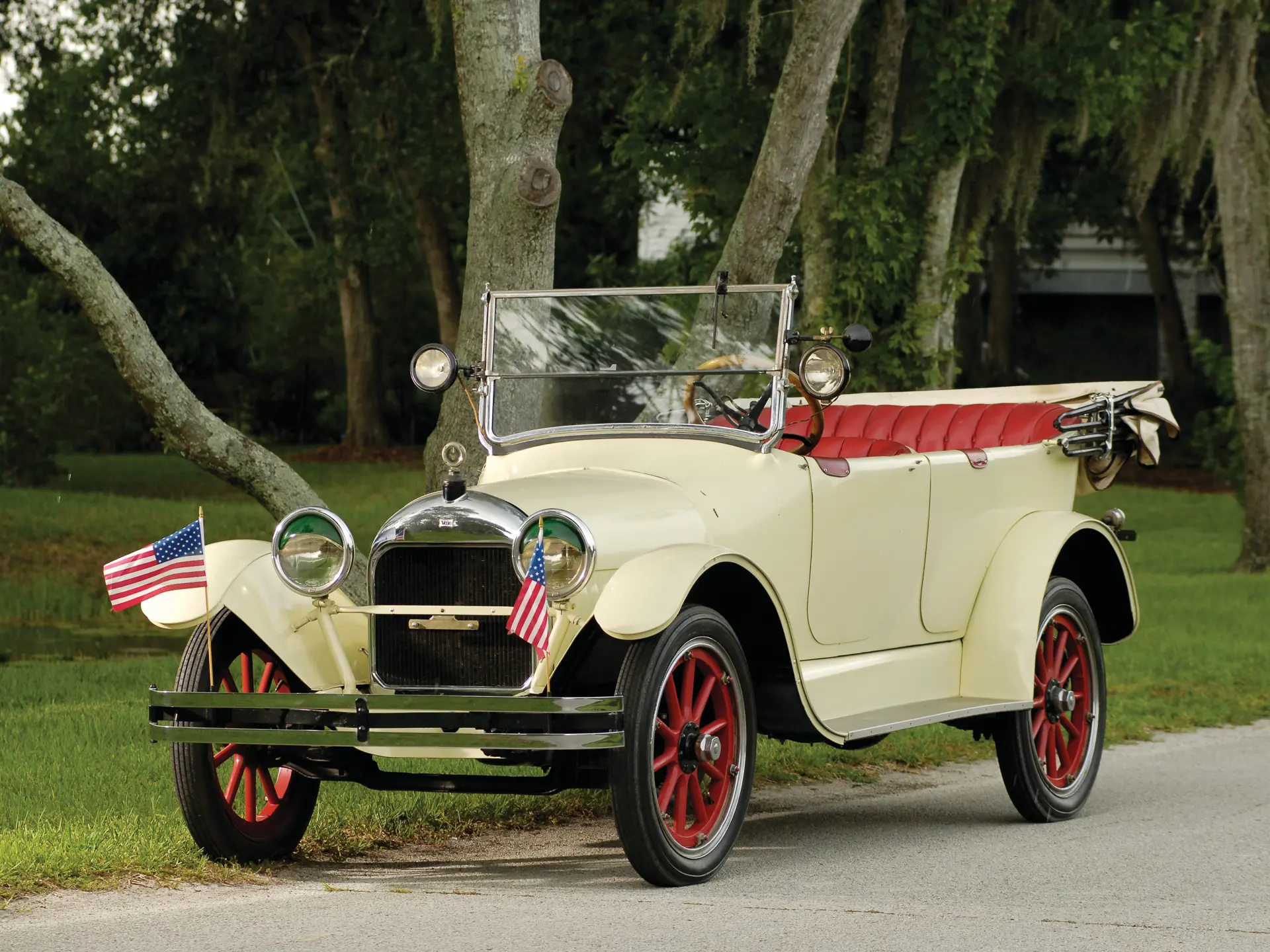 1917 Velie Biltwel Six Touring | The Al Wiseman Collection | RM Sotheby's