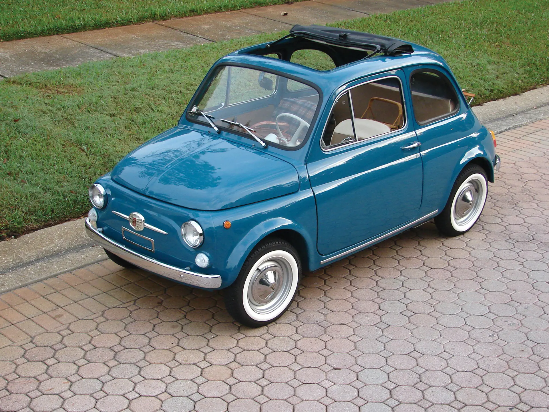 1965 Fiat 500 F | Automobiles of Amelia Island 2010 | RM Sotheby's